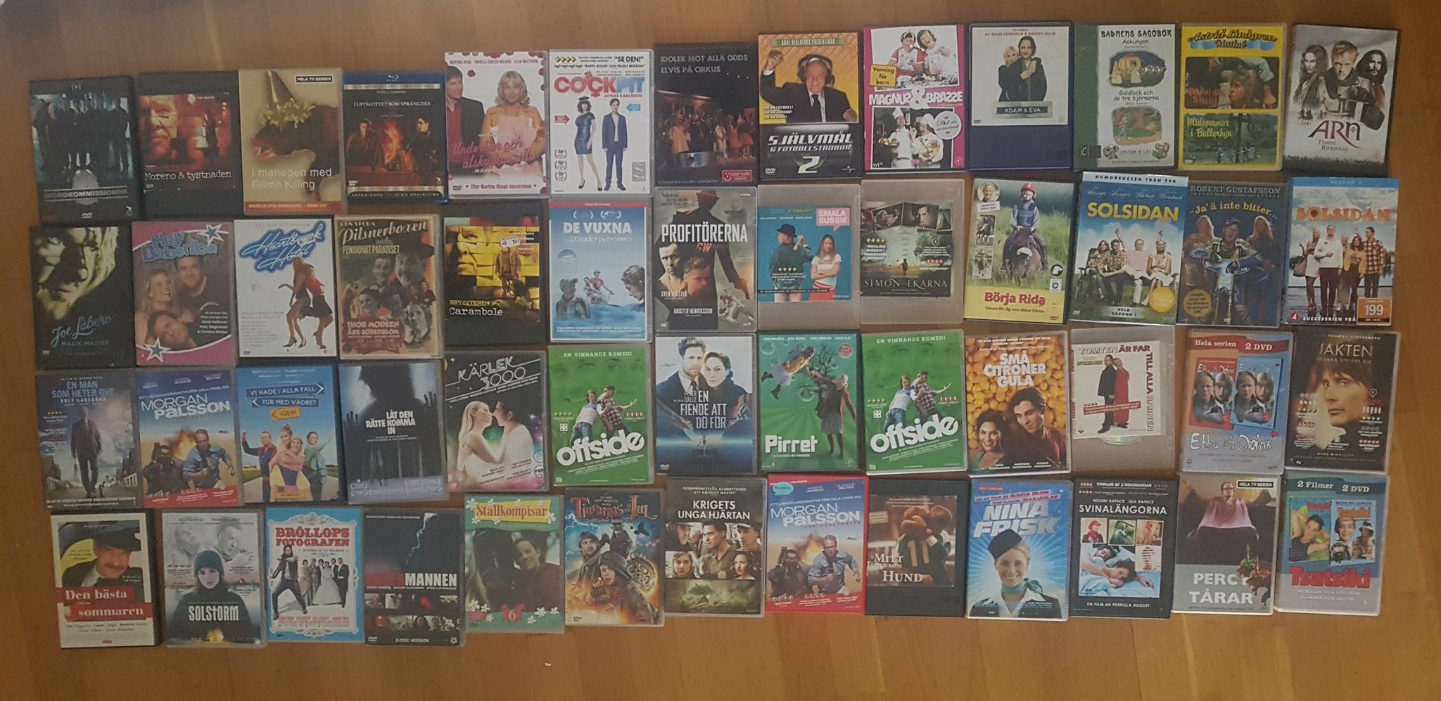 Se produkter som liknar 53 + Svenska Filmer Och Serie.. på Tradera (557786237)