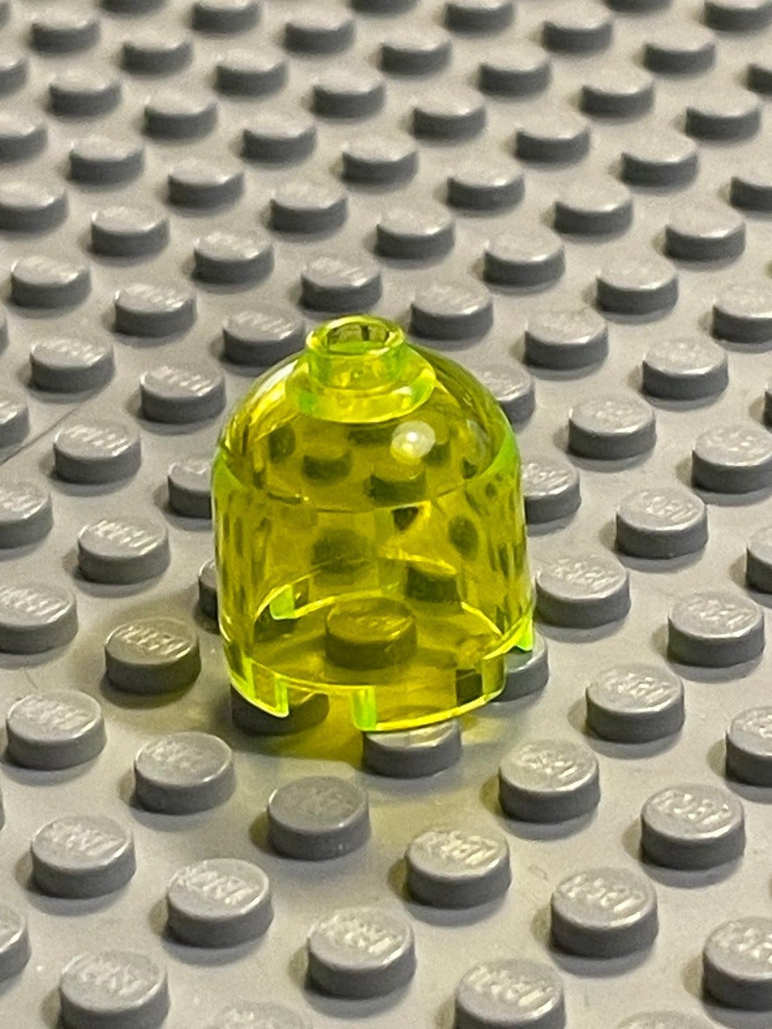 Se produkter som liknar Trans-Neon Green Brick, Round.. på Tradera ...