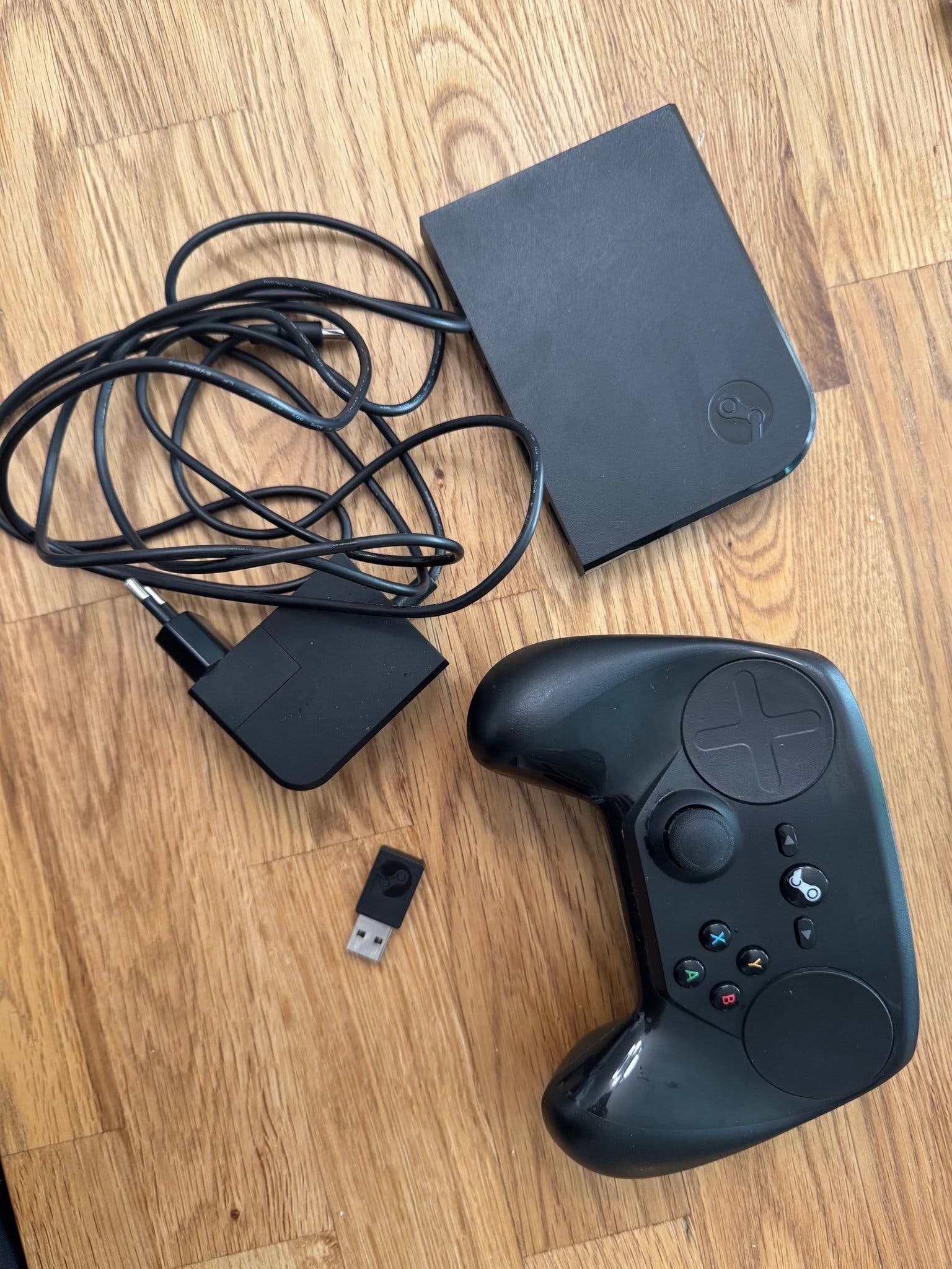 Se produkter som liknar Steam Link och Steam Controller på Tradera ...