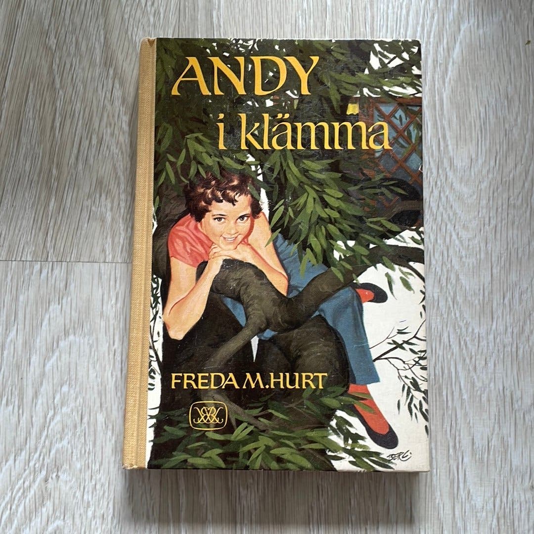 Se produkter som liknar Andy i klämma - Freda M. Hurt.. på Tradera ...