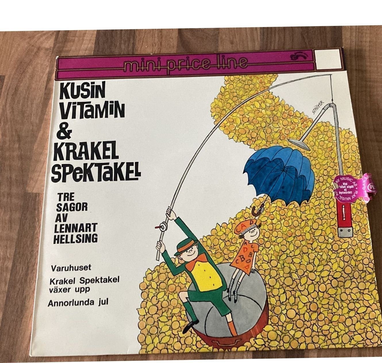 Se produkter som liknar Krakel Spektakel och Kusin Vi.. på Tradera ...