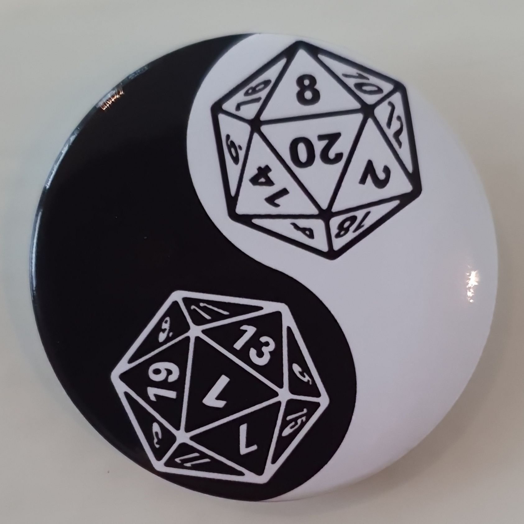 Badge, Dungeon Master, DM, DnD, D&D, Drakar och.. | Köp på Tradera ...