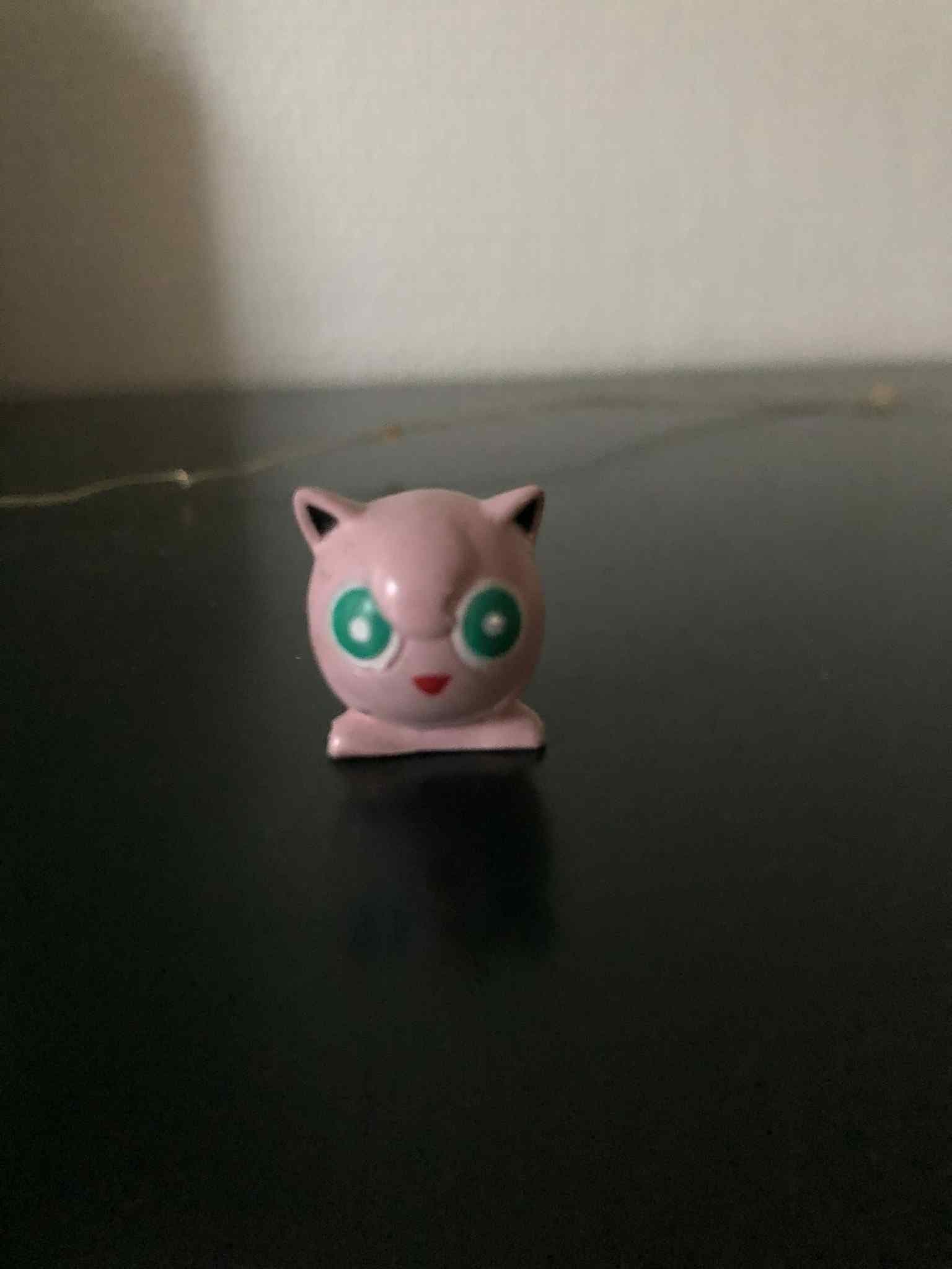 Se produkter som liknar Mini Jigglypuff BP Figur Leks.. på Tradera ...