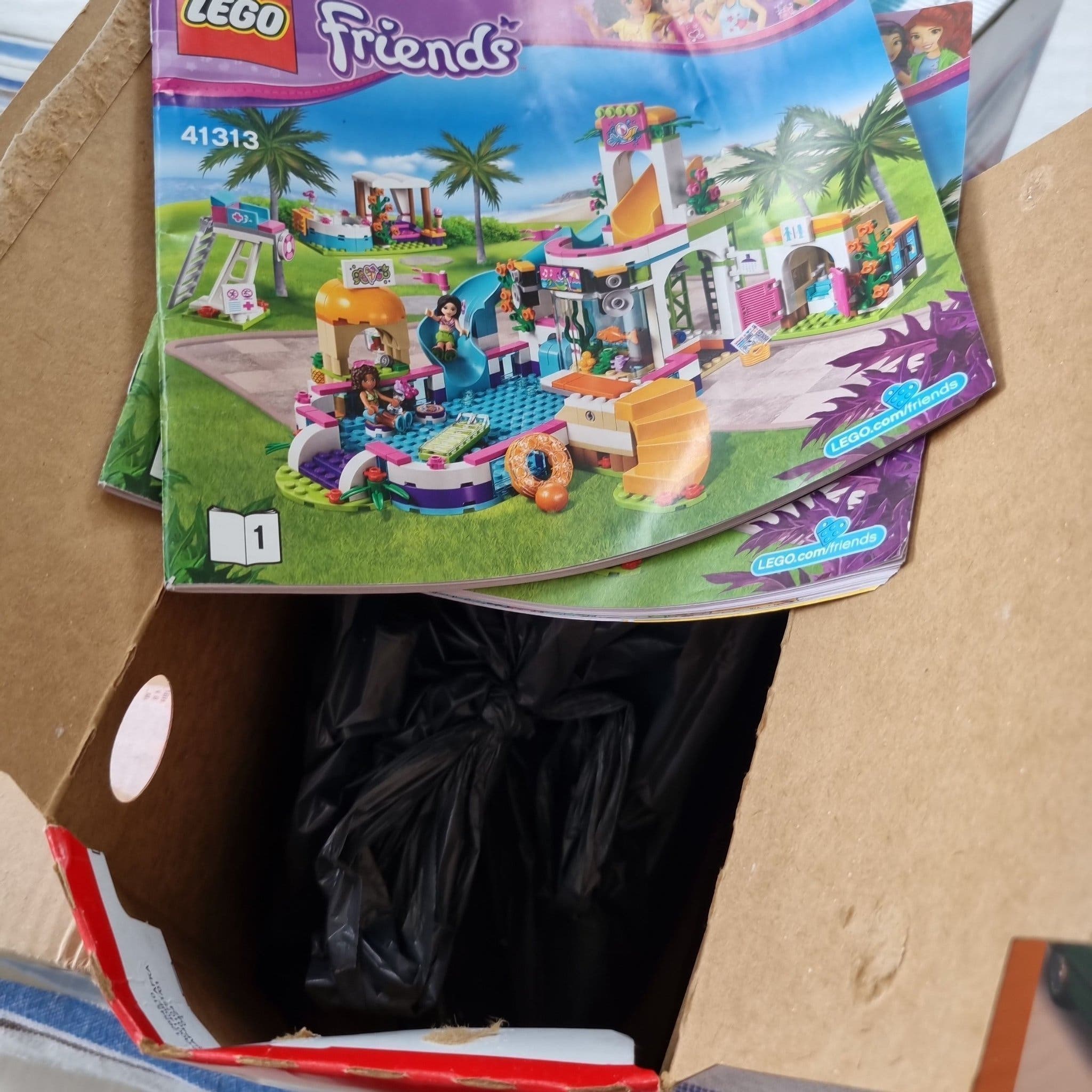 LEGO Friends 41313 Heartlake Sommarpool | Köp på Tradera (721710428)