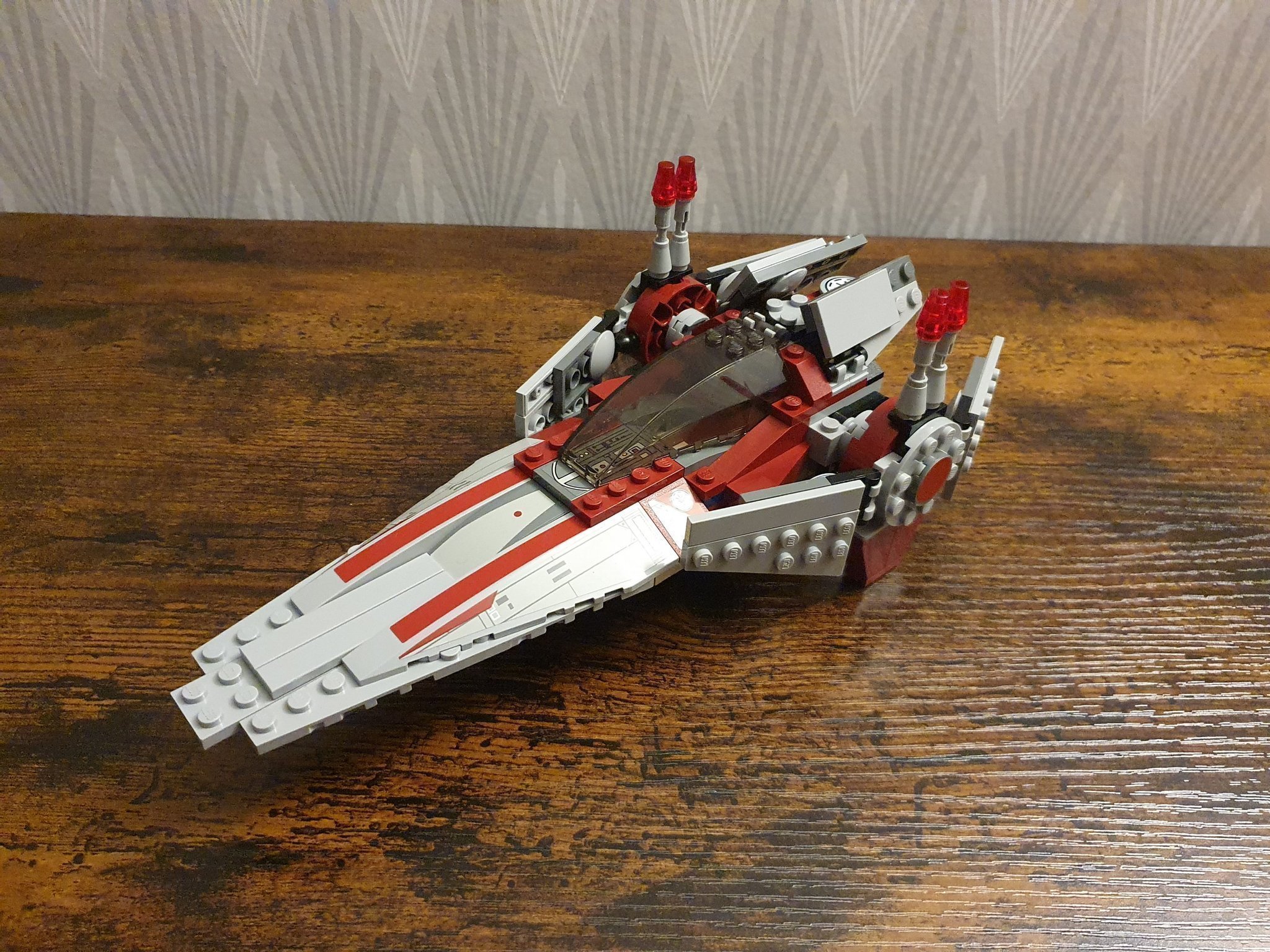 LEGO STAR WARS: V-Wing Starfighter (No: 75039) | Köp på Tradera (633778739)