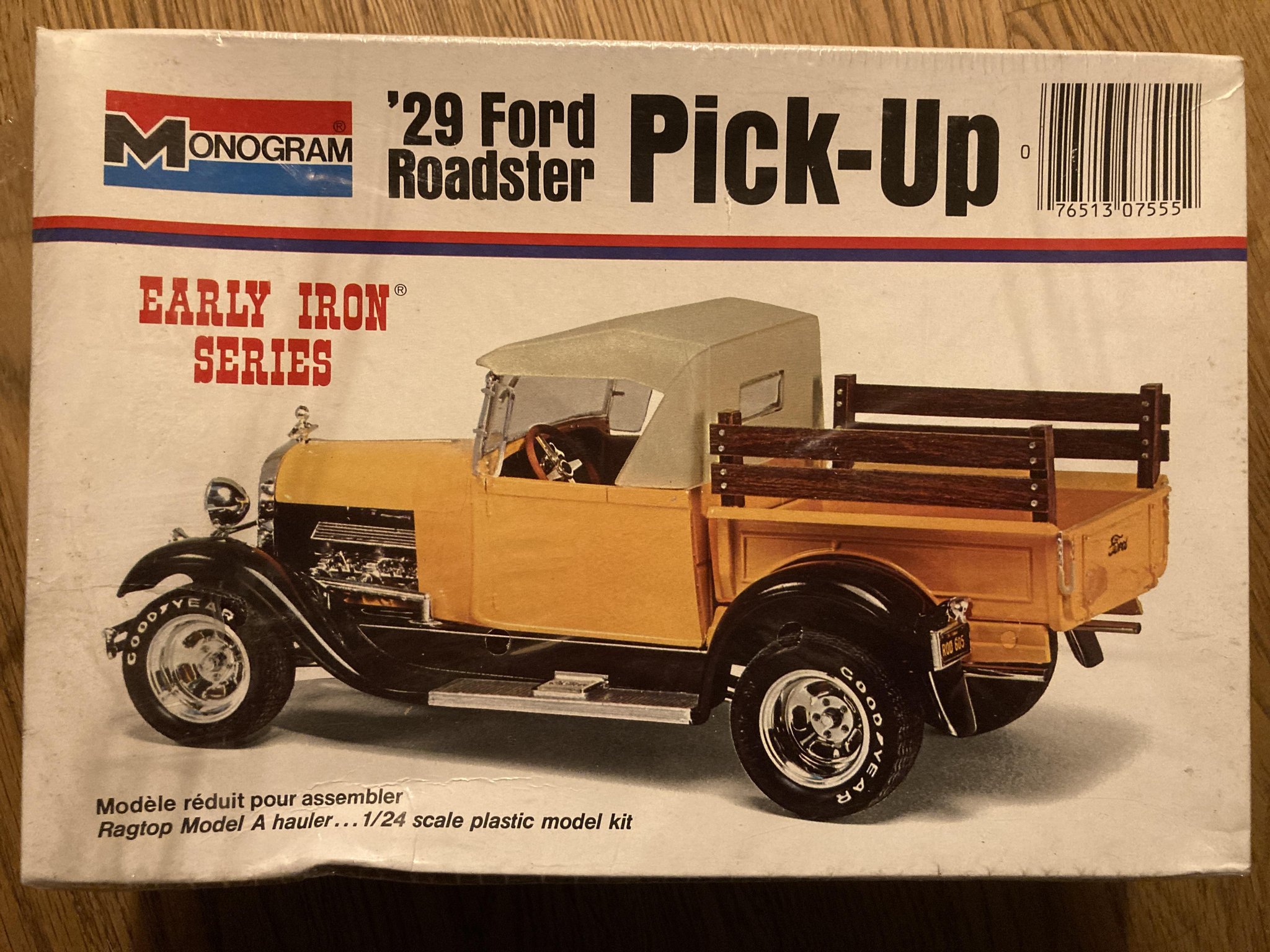 Se produkter som liknar Monogram 1929 Ford Model A Ro.. på Tradera ...