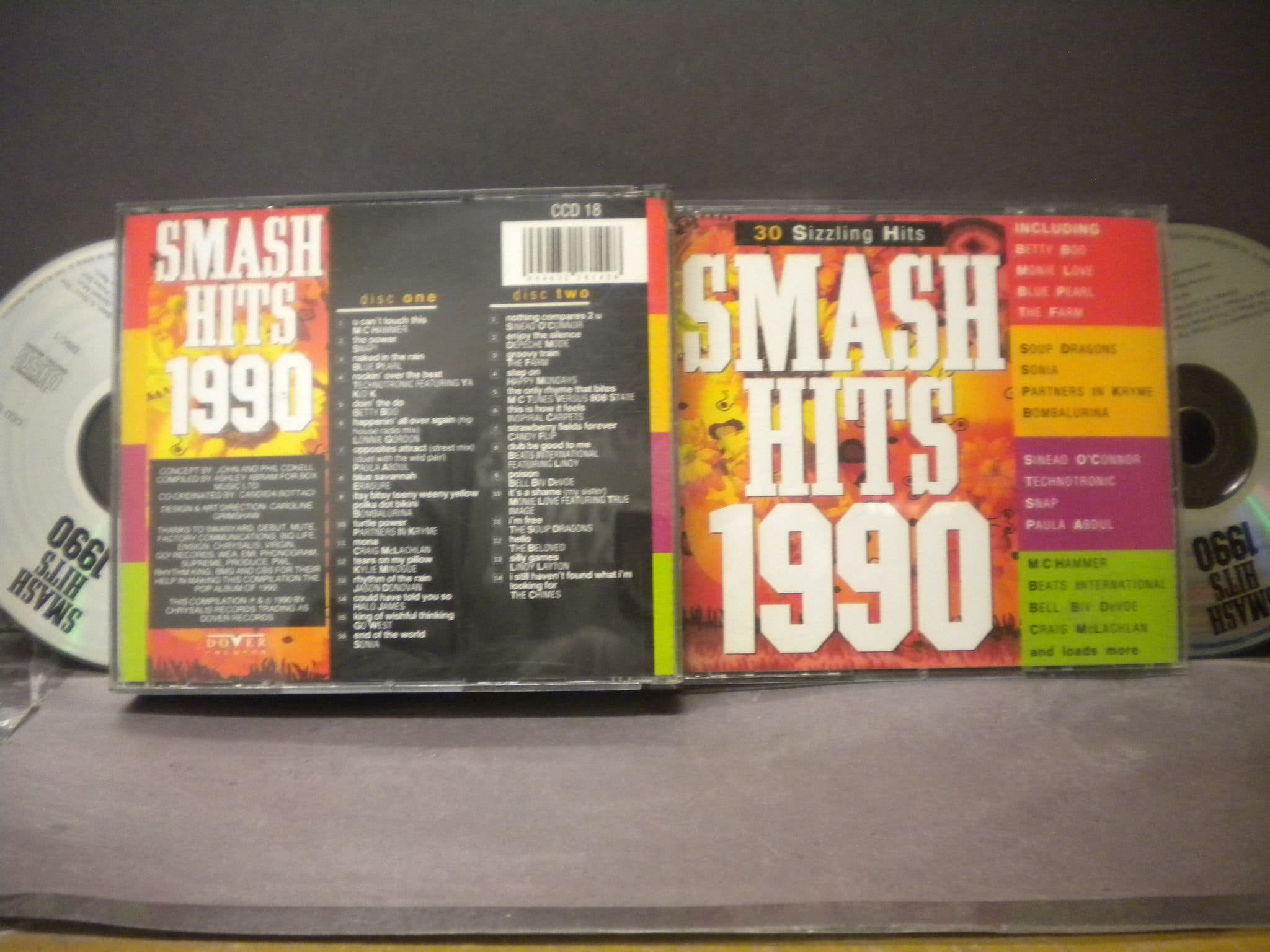 SMASH HITS - 1990 - 30 SIZZLING .. | Köp från roadhouze på Tradera ...