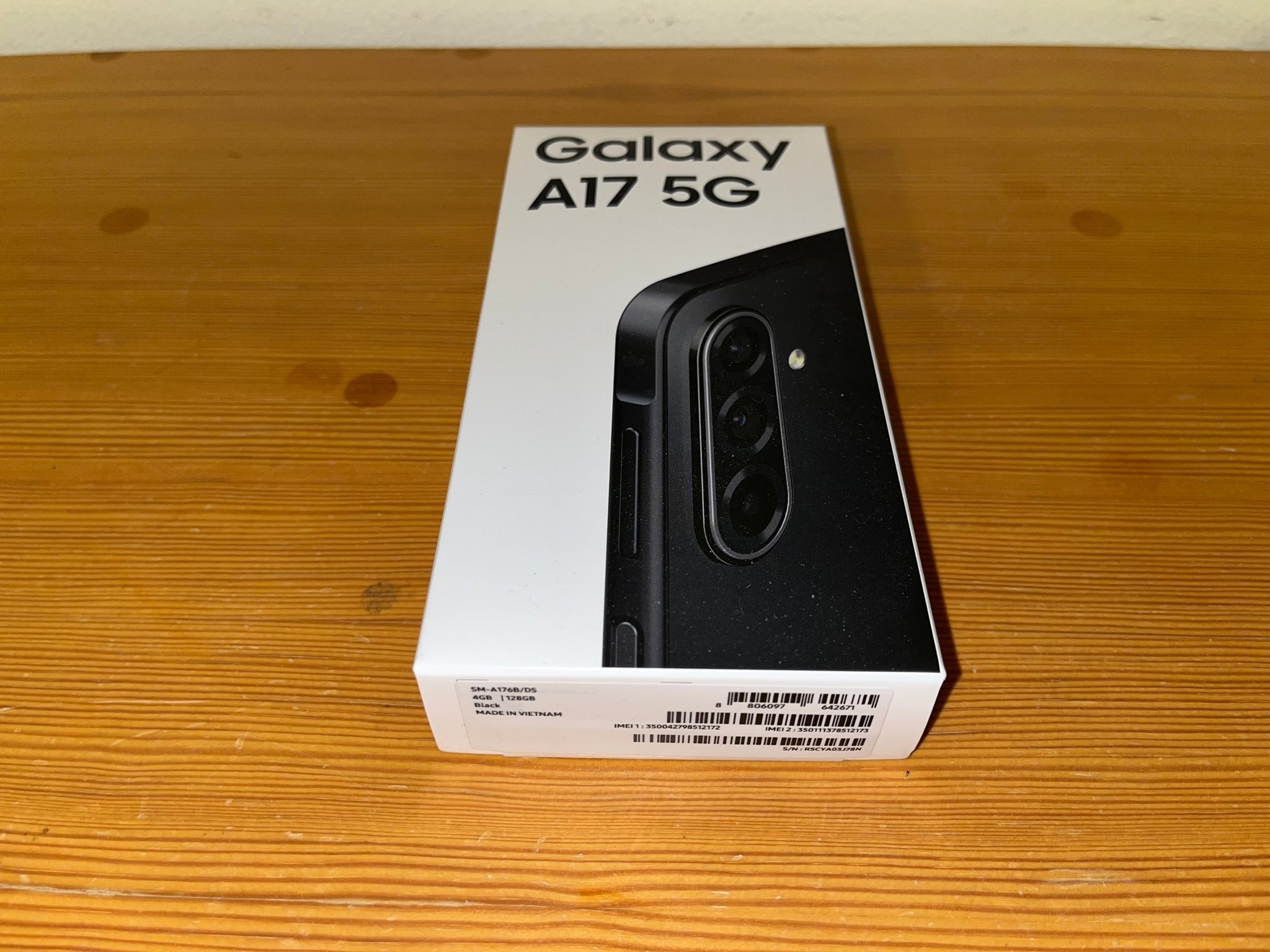 Samsung Galaxy A17 5G. HELT NY! | Köp på Tradera (709711863)