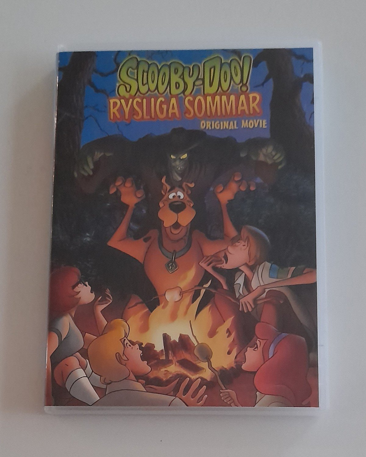 Se produkter som liknar Scooby-Doo! Rysliga Sommar - .. på Tradera ...