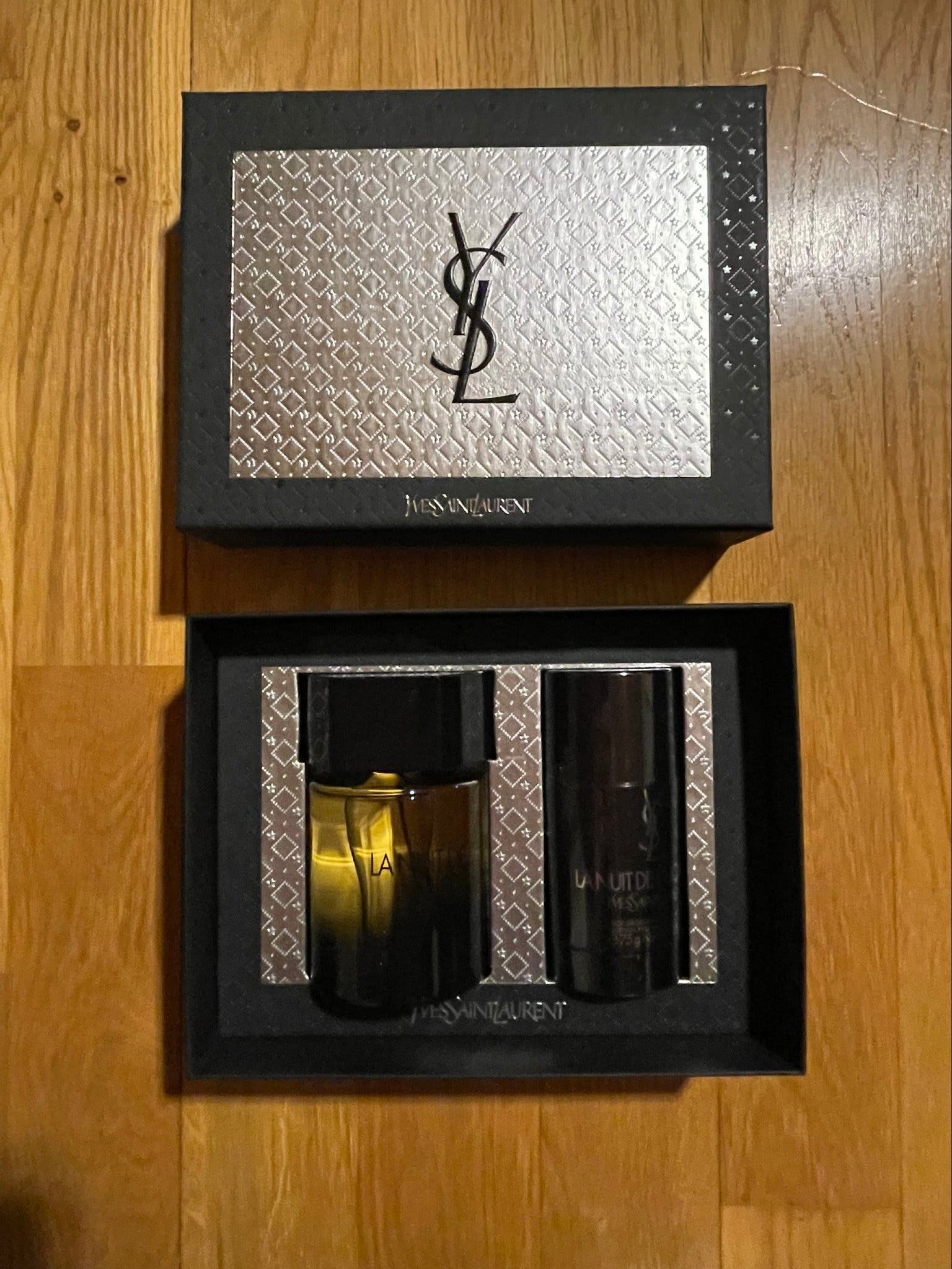 Se produkter som liknar [YSL] Yves Saint Laurent La N.. på Tradera ...