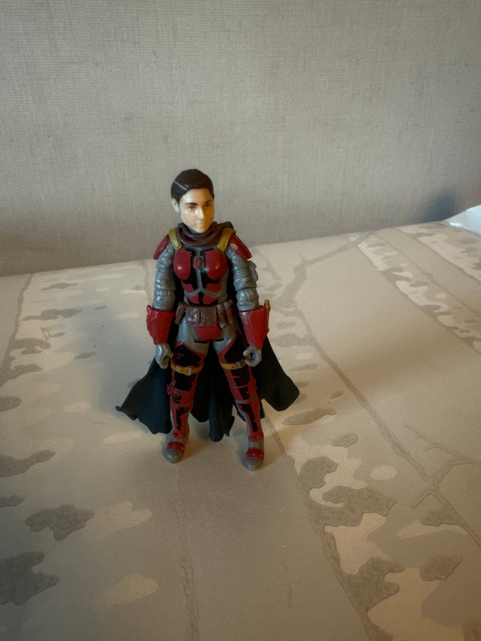 Se produkter som liknar Star Wars RAV BRALOR Figur Kv.. på Tradera ...