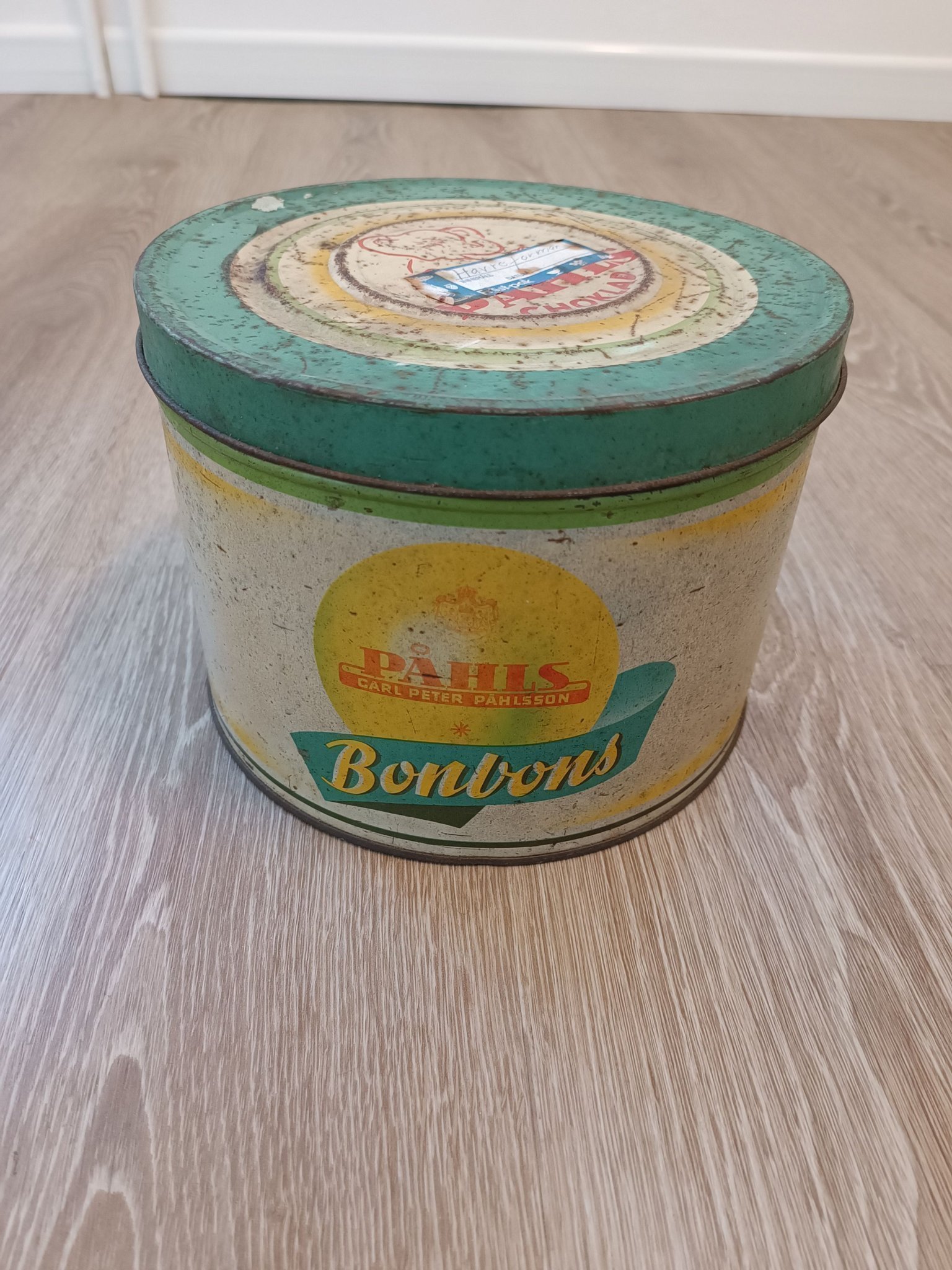 Äldre charmig godisburk i plåt "Påhls Bonbons" .. | Köp på Tradera ...