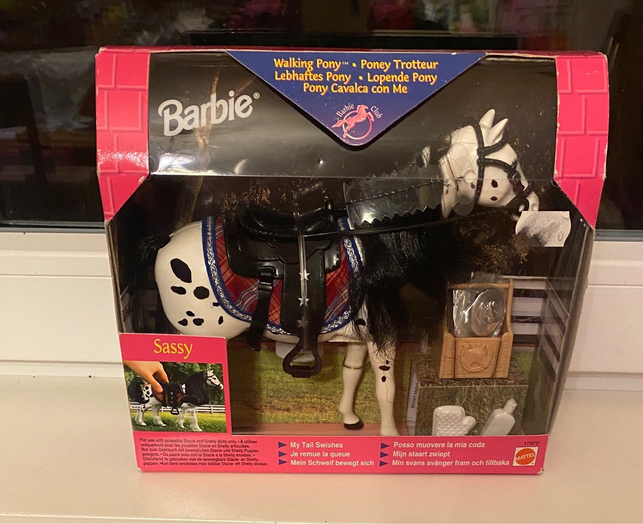 Superfin Barbie ponny Sassy Walking Pony Mattel.. | Köp på Tradera ...