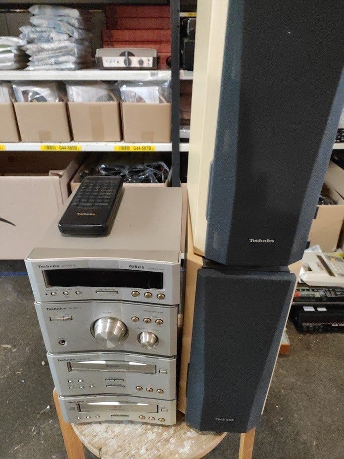 Se produkter som liknar Technics Stapel ST-HD510, SE-.. på Tradera ...