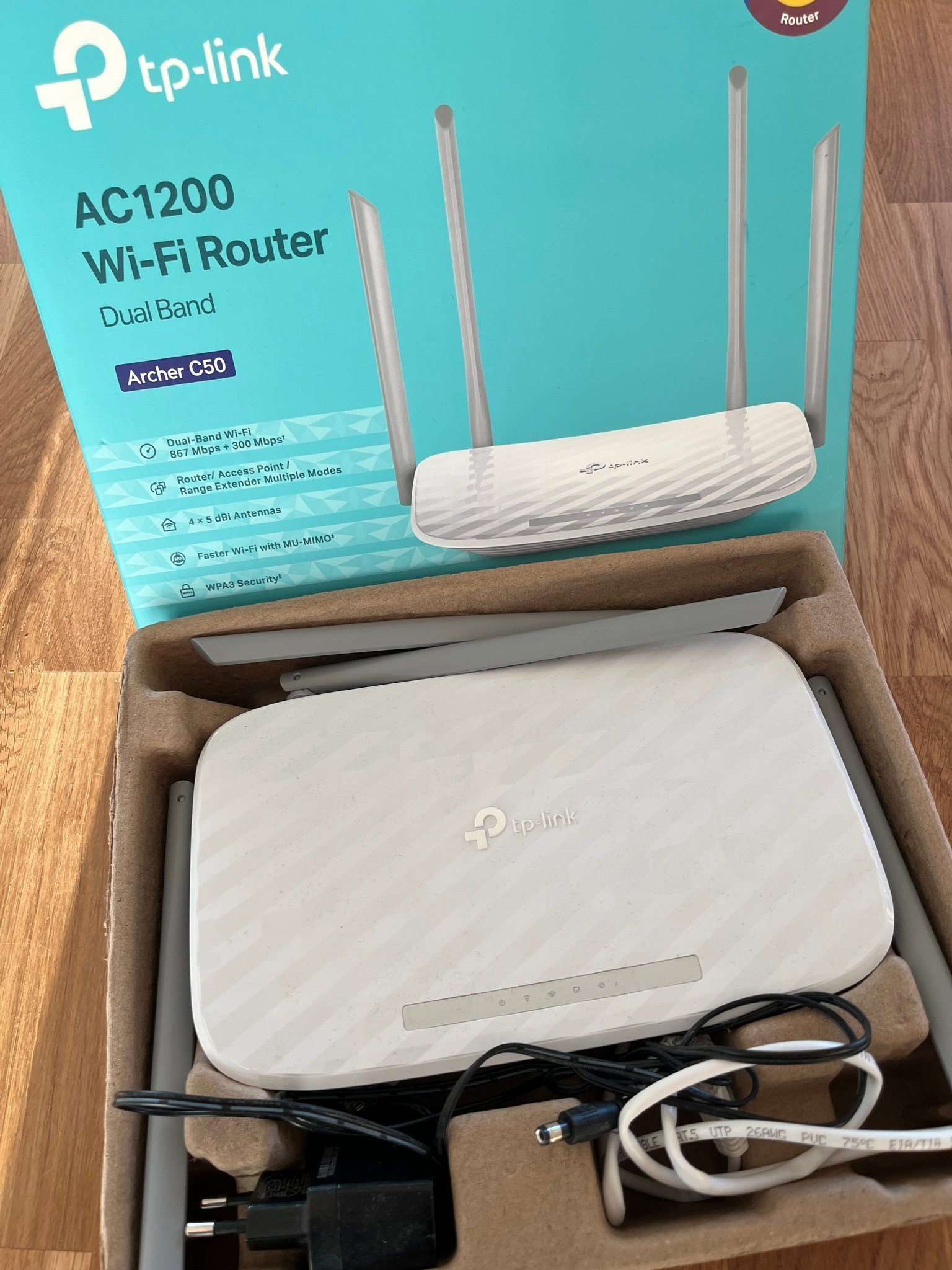 TP-Link Archer C50 AC1200 Dual Band Router | Köp på Tradera (710266656)