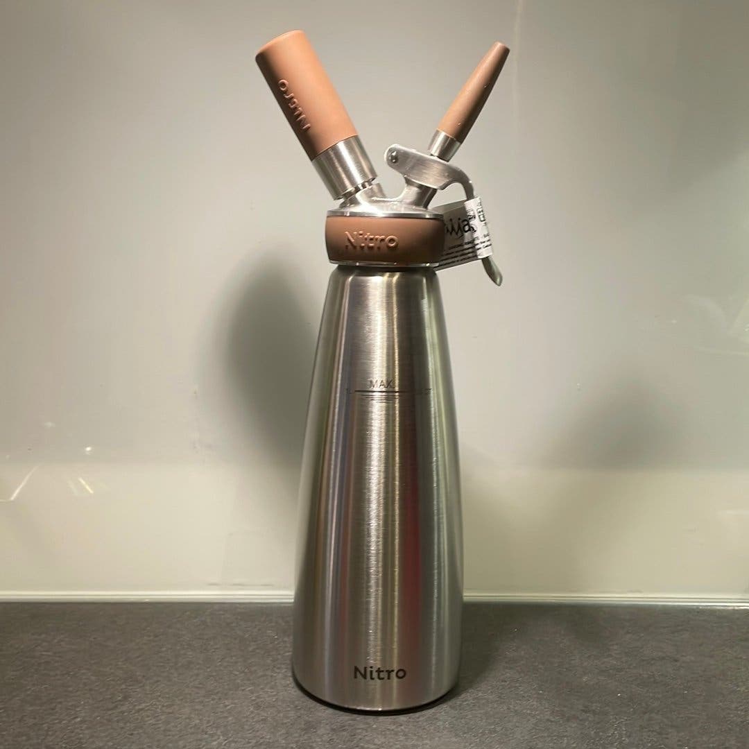 Se produkter som liknar ISI NITRO WHIP 1 L – SIFON på Tradera (692564615)
