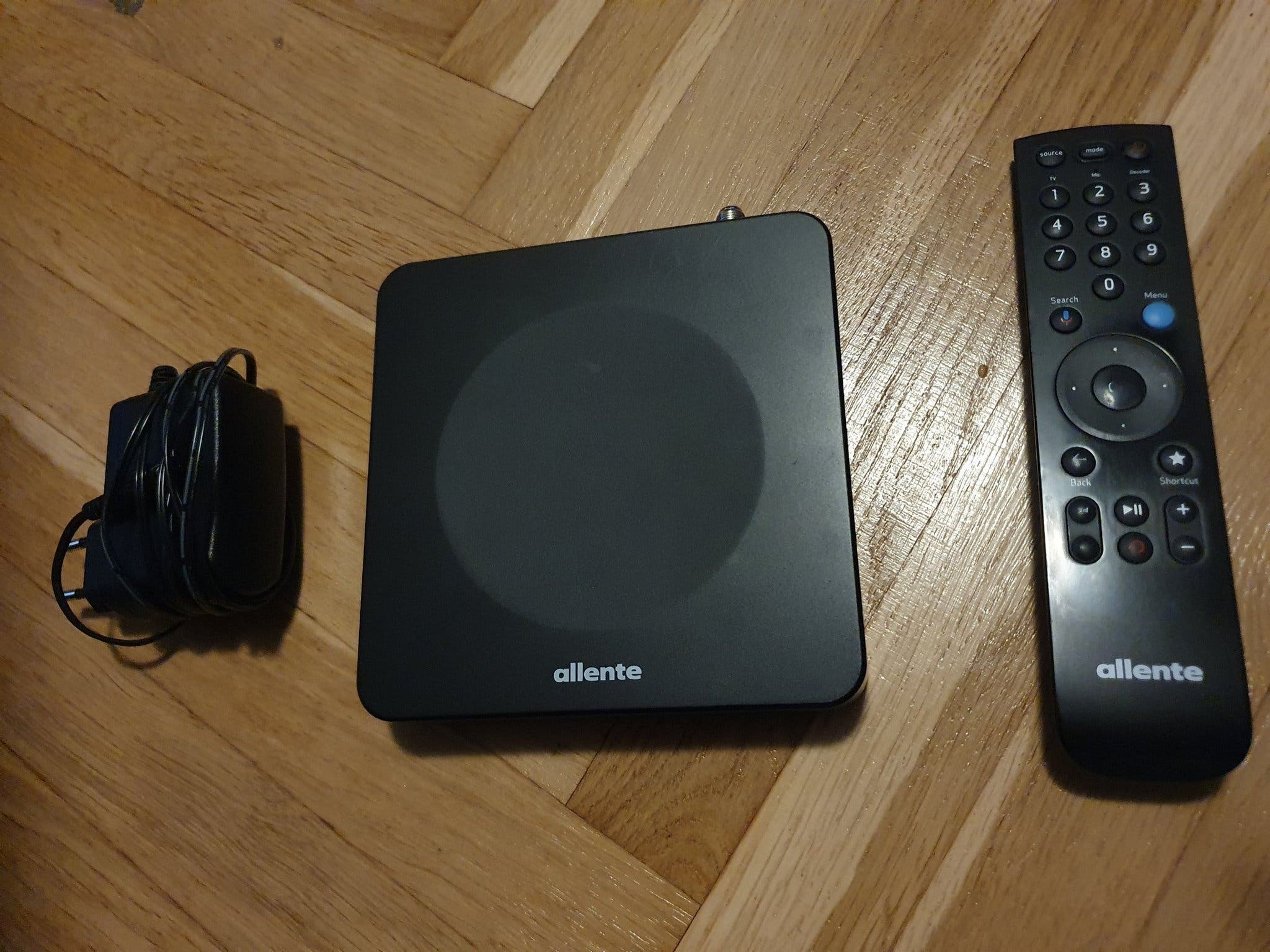 Se produkter som liknar Allente 1 TV-box Android-base.. på Tradera ...
