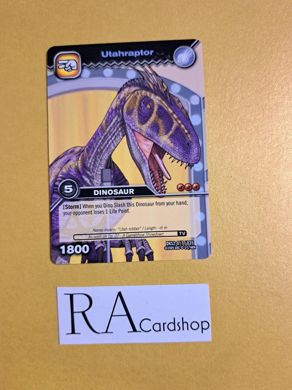 Dinosaur King Utahraptor Card