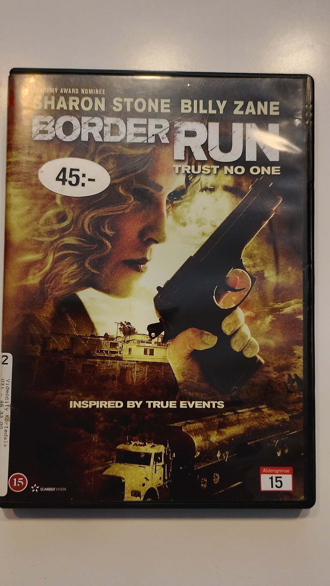 Se produkter som liknar Border Run - DVD på Tradera (694119847)