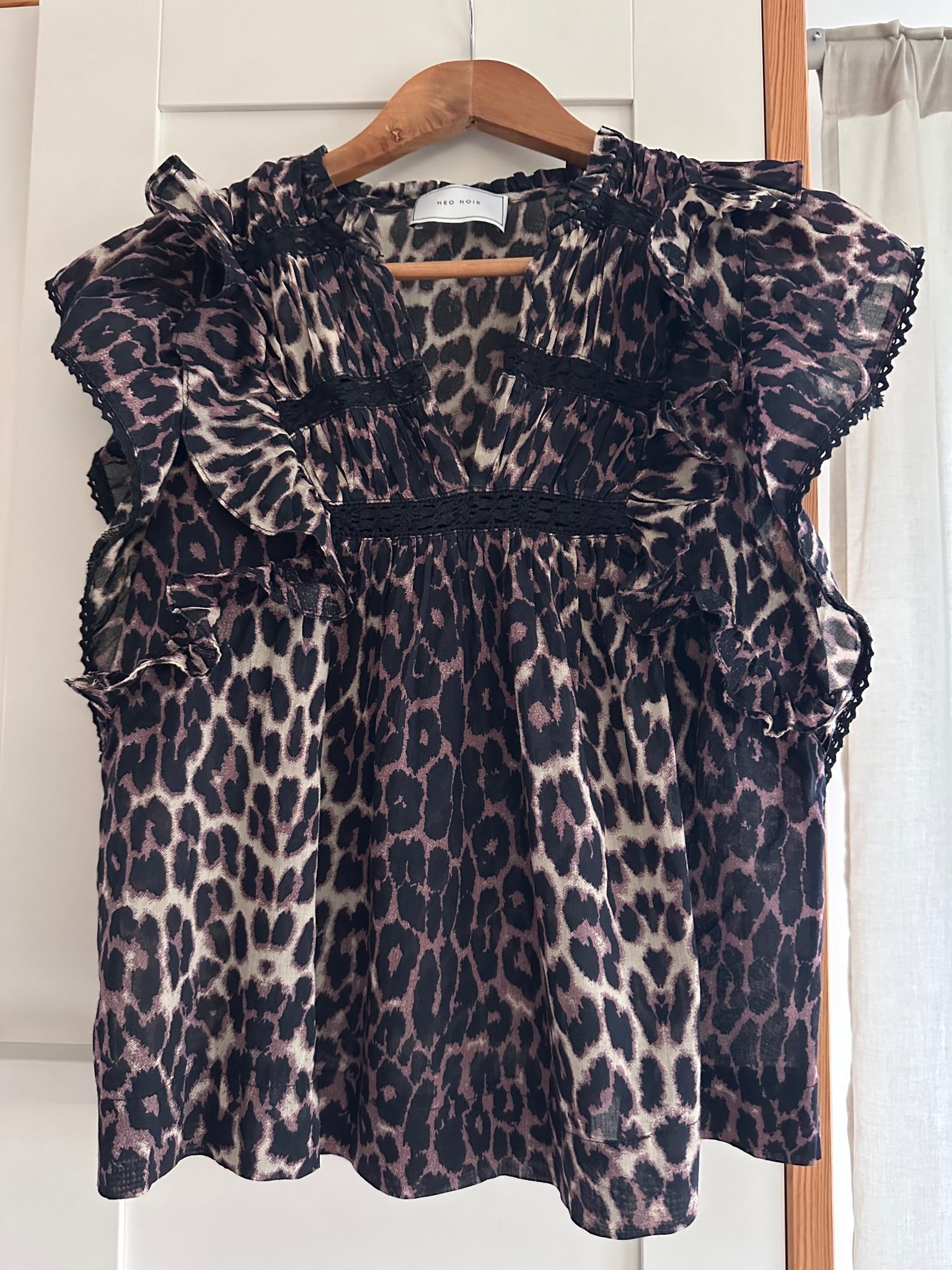 Neo Noir blus, storlek 34 | Köp på Tradera (708464786)