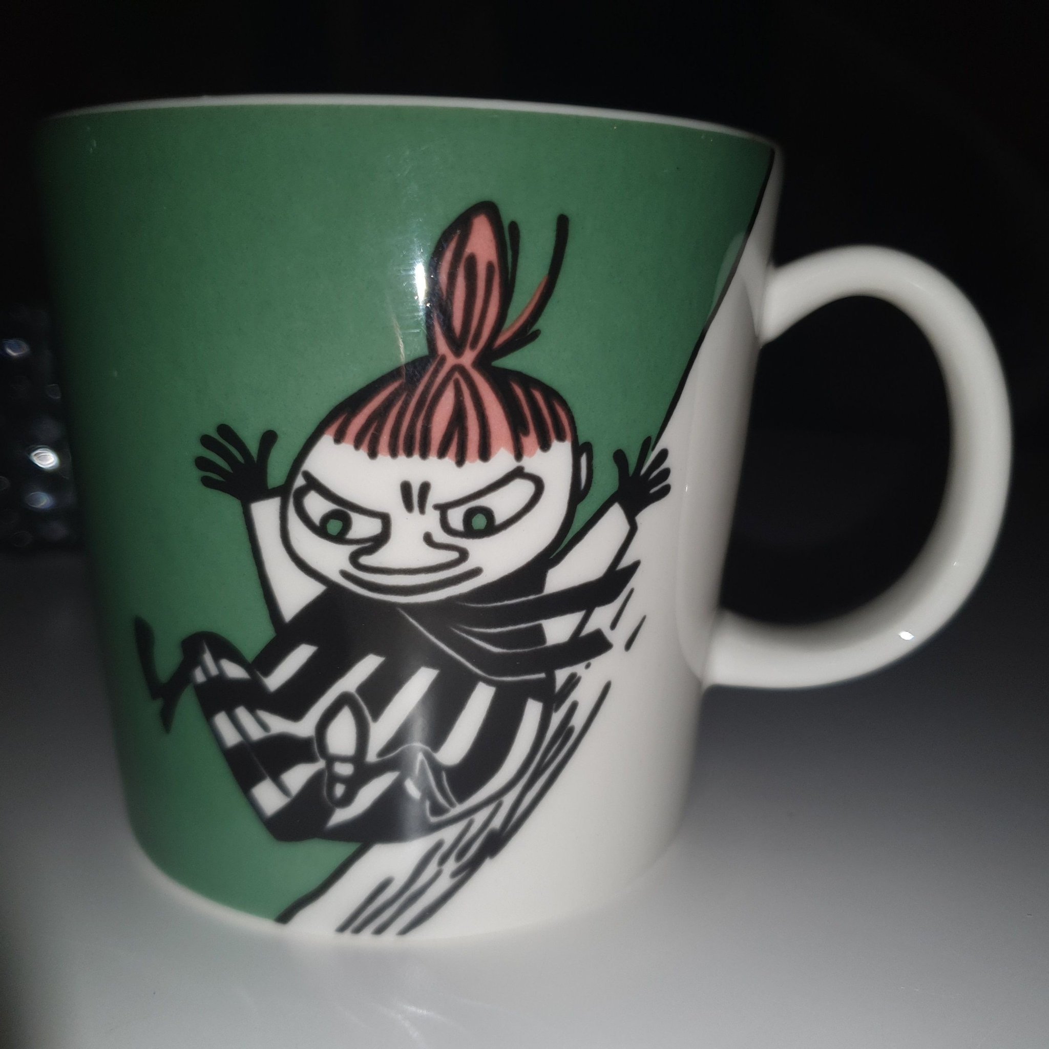 ARABIA Mumin Mugg, Mörkgrön LILLA MY. 1991-1999.. | Köp på Tradera ...