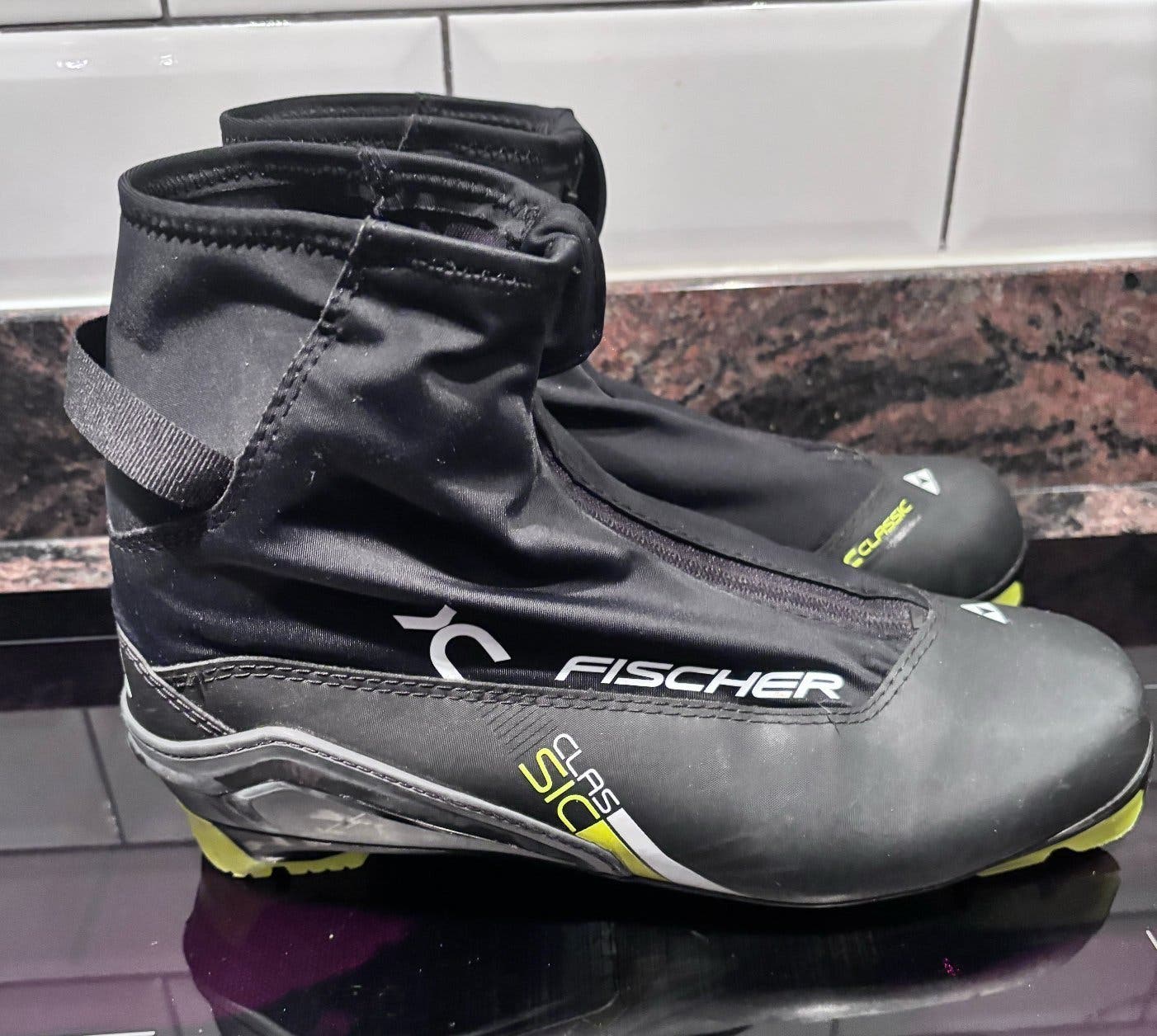 Fischer längdpläxa - Fischer Men's XC Classic | Köp på Tradera (656663634)