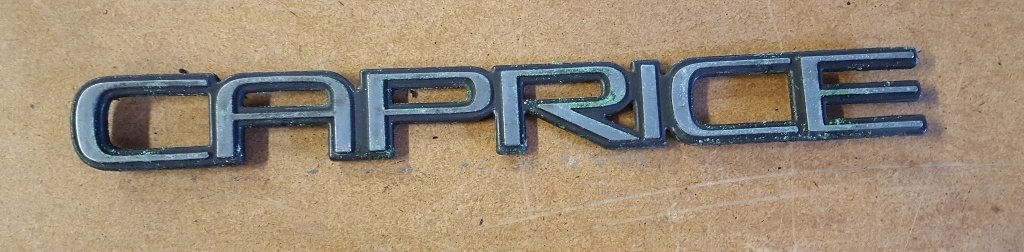 Original Chevrolet Caprice emblem | Köp på Tradera (365575087)