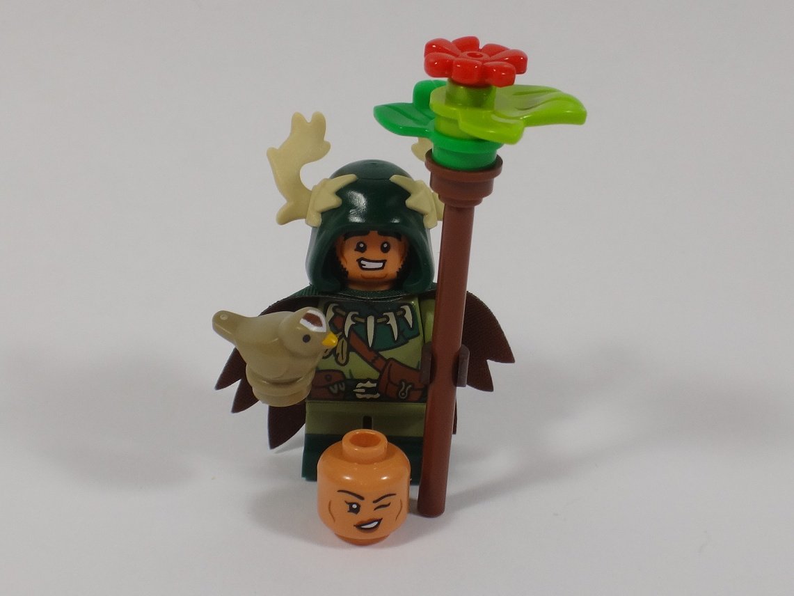 Halfling Druid - Lego Legofi.. | Köp från Resident Evil på Tradera ...