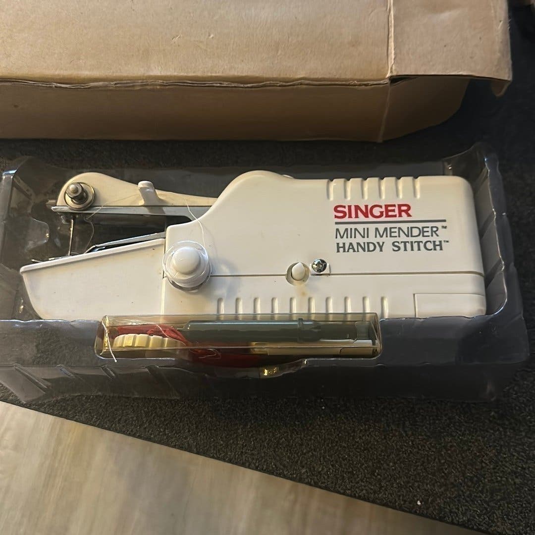 Singer Mini Mender Handy Stitch | Köp på Tradera (701025633)