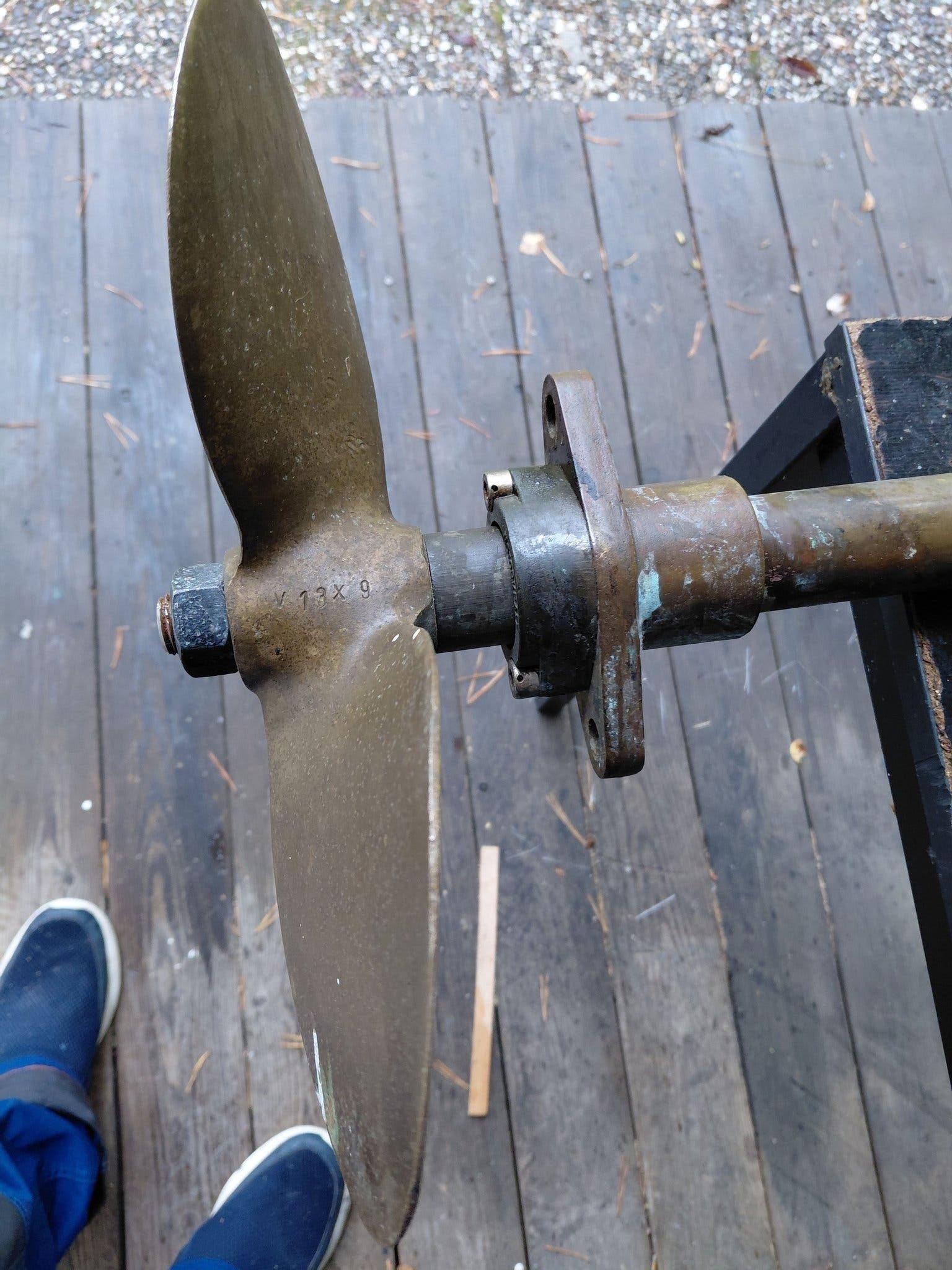 Propeller med axel | Köp på Tradera (701277470)