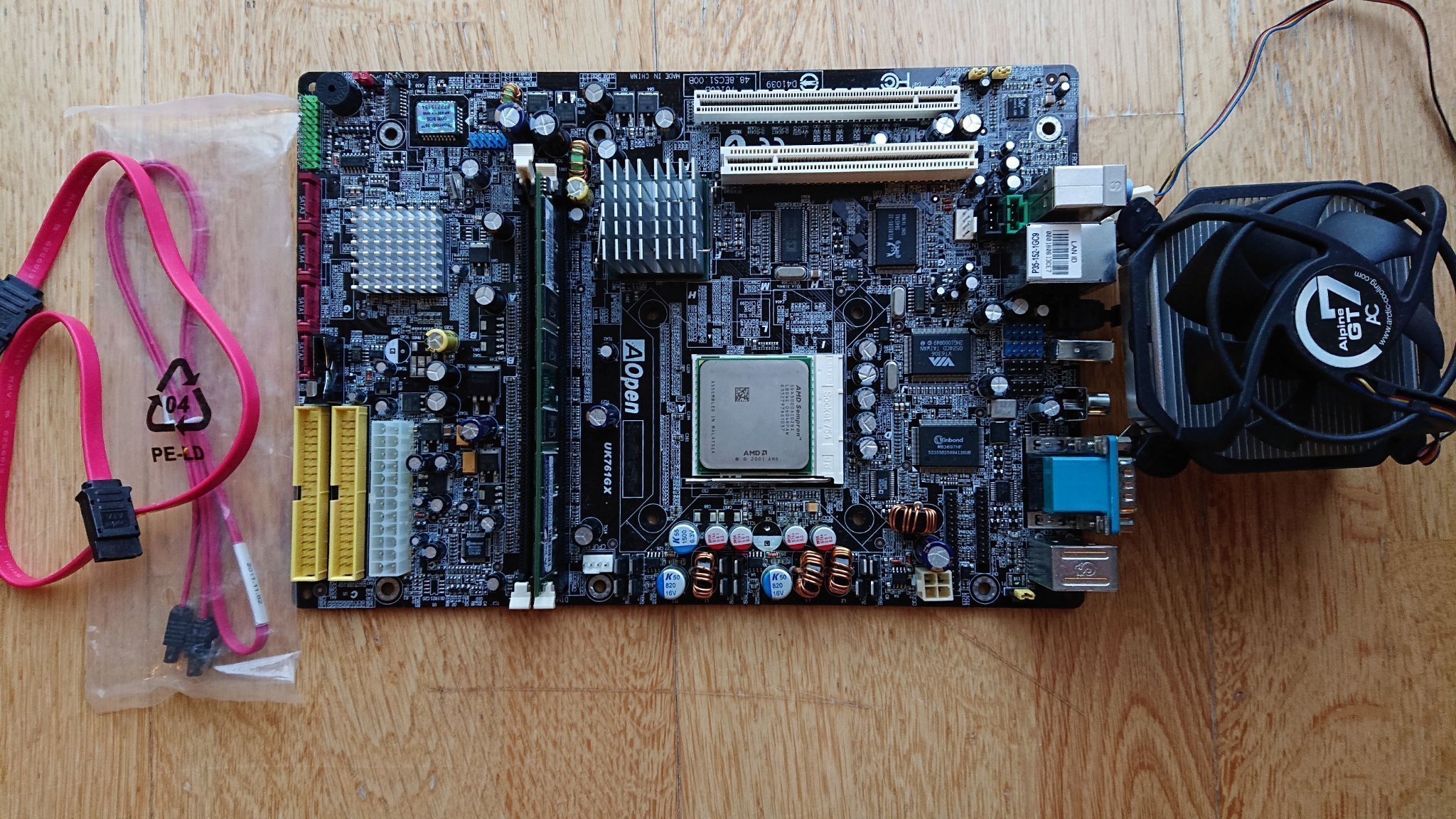 Aopen UK761GX, socket 754, AMD Sempron 64 3000,.. | Köp på Tradera ...