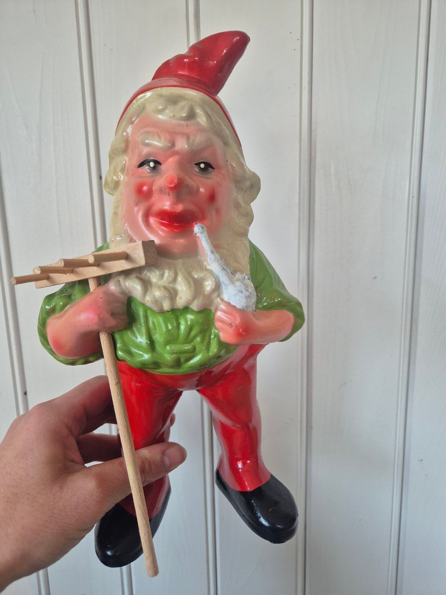Se produkter som liknar Trädgårdstomte tomte med pipa.. på Tradera ...