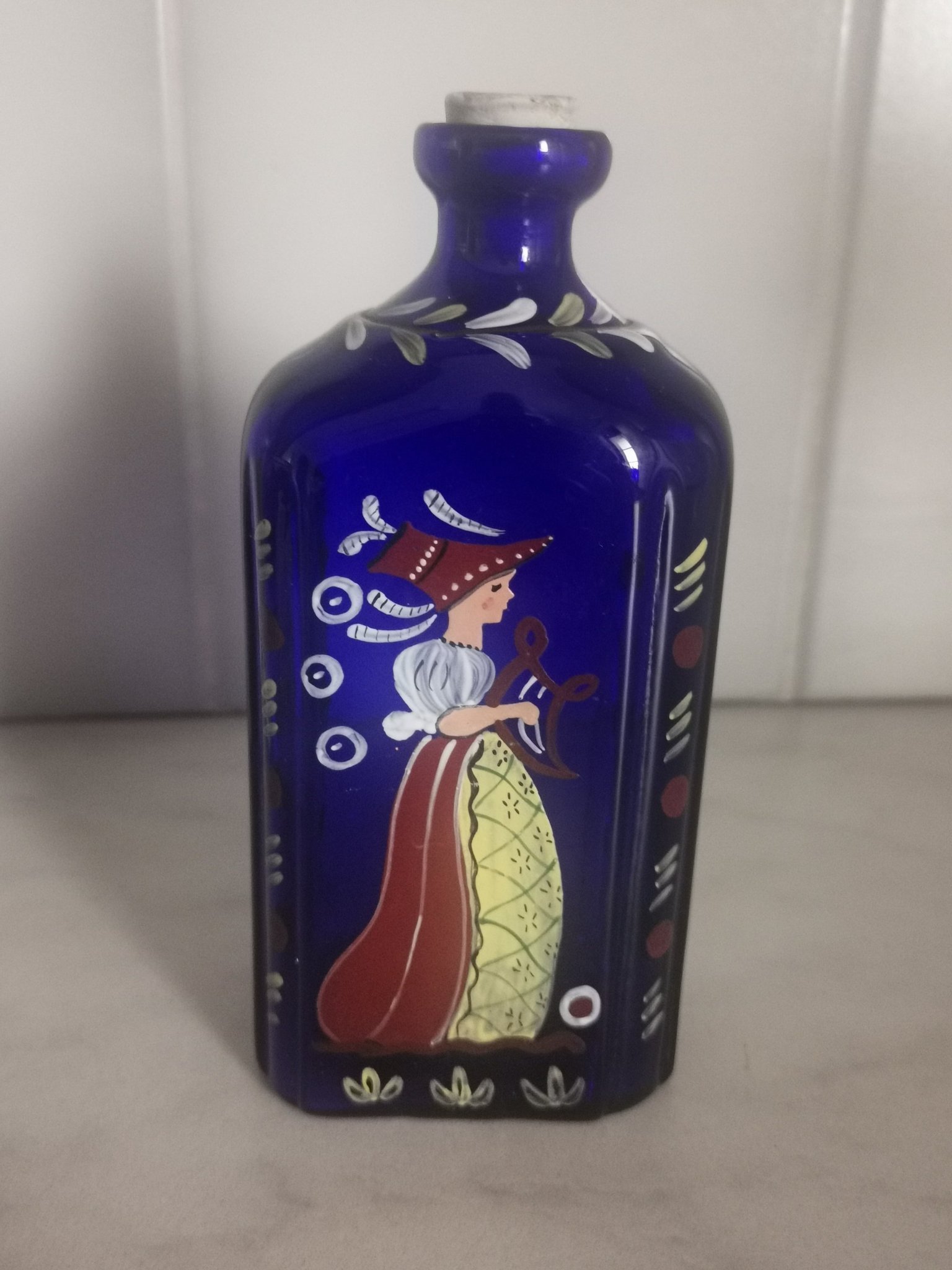 Retro flaska plunta i glas emaljmålad från GULL.. | Köp på Tradera ...