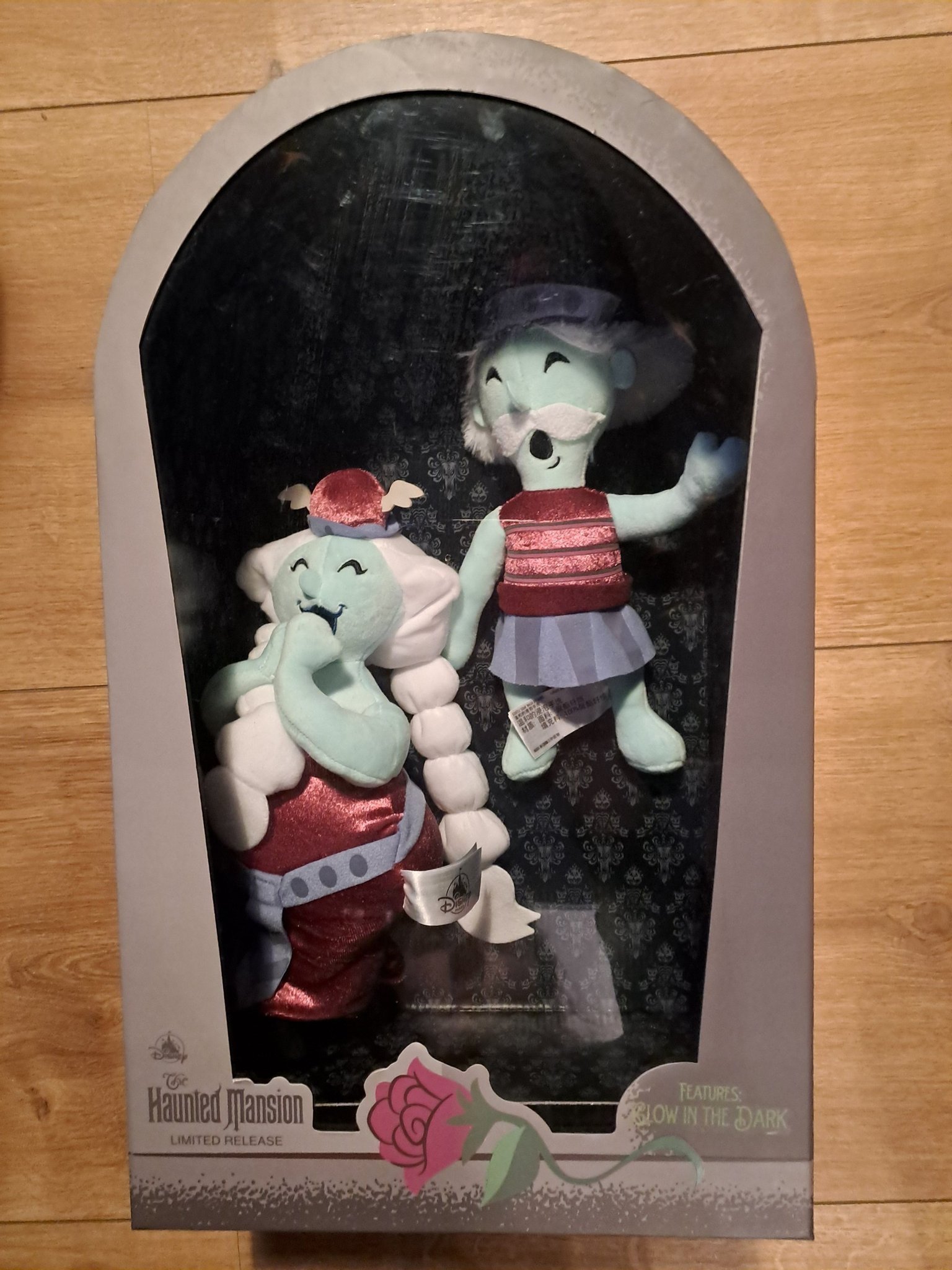 Disney Haunted mansion opera singers limited ed.. | Köp på Tradera ...