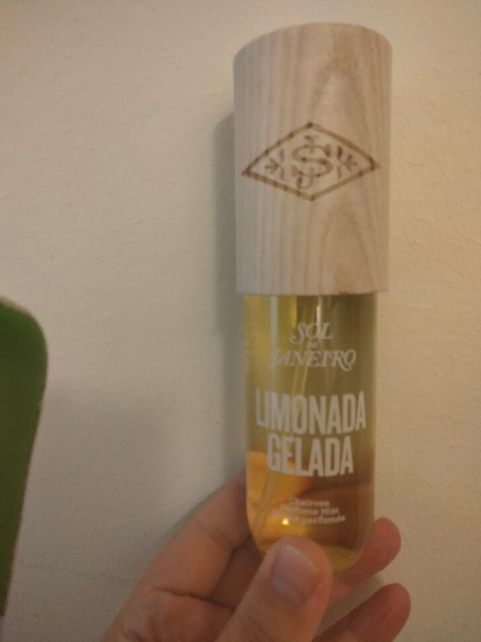 Sol de Janeiro Limonada Gelada Cheirosa Perfume.. | Köp på Tradera ...