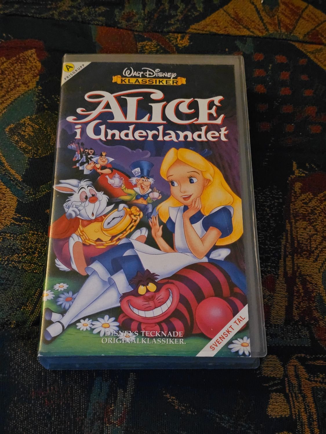 Se produkter som liknar Alice I Underlandet (Disney) .. på Tradera ...