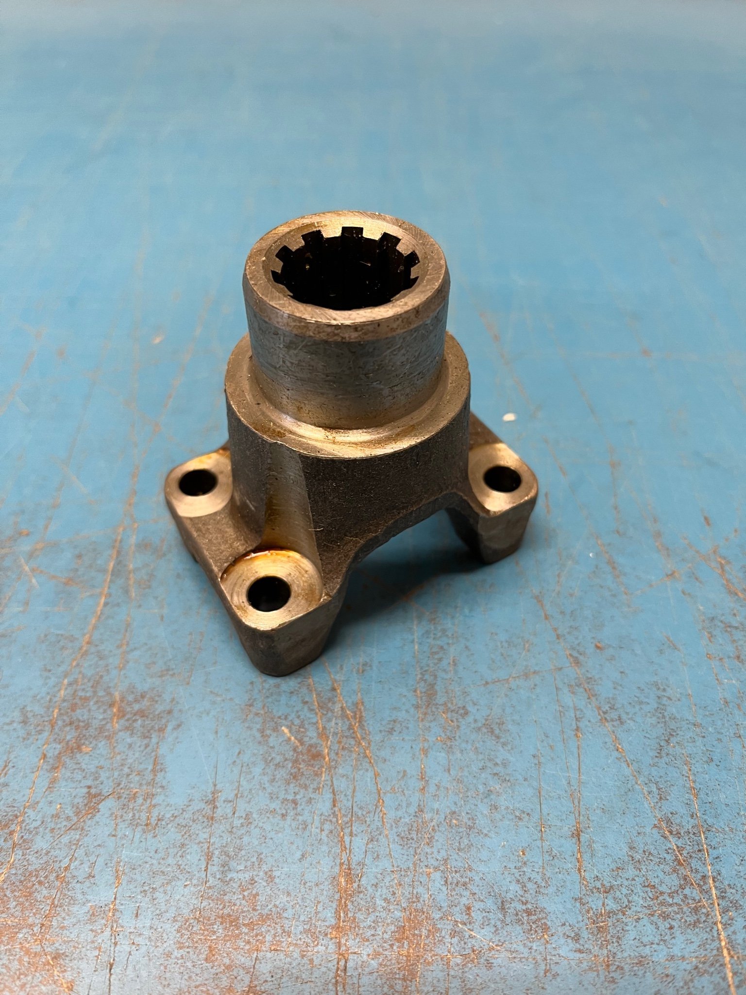 Se produkter som liknar NOS medbringare Volvo P1800 på Tradera (700285164)