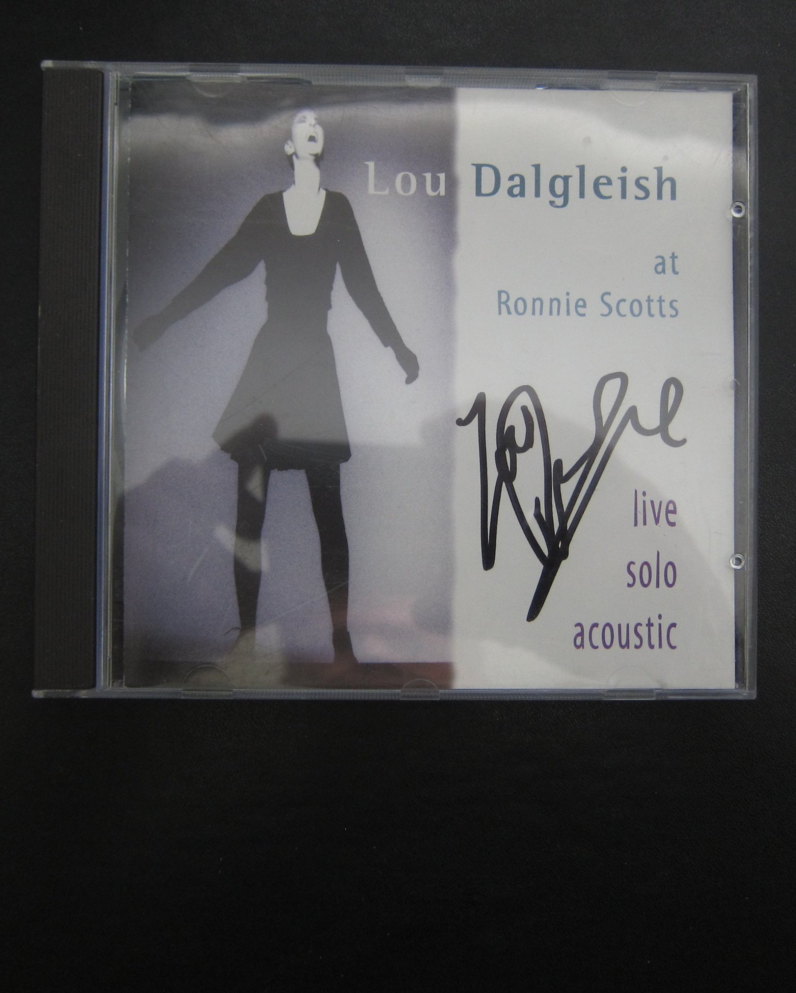 CD Lou Dalgleish - Live at Ronnie Scotts (Signe.. | Köp på Tradera ...