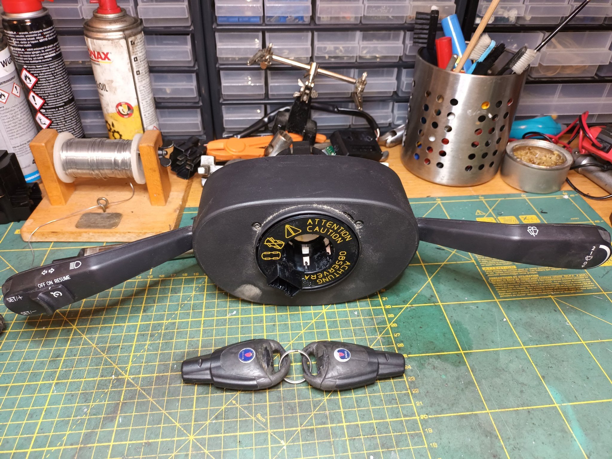 Se produkter som liknar Saab 9-3 cim rattlås 2 nyckla.. på Tradera ...