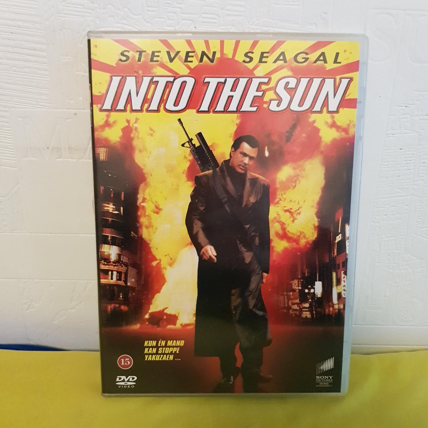 DVD - Into The Sun - Steven Seagal.. | Köp från FemixAB på Tradera ...