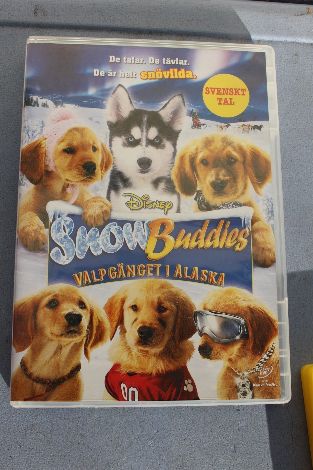 Se produkter som liknar Walt Disney Snow Buddies Valp.. på Tradera ...