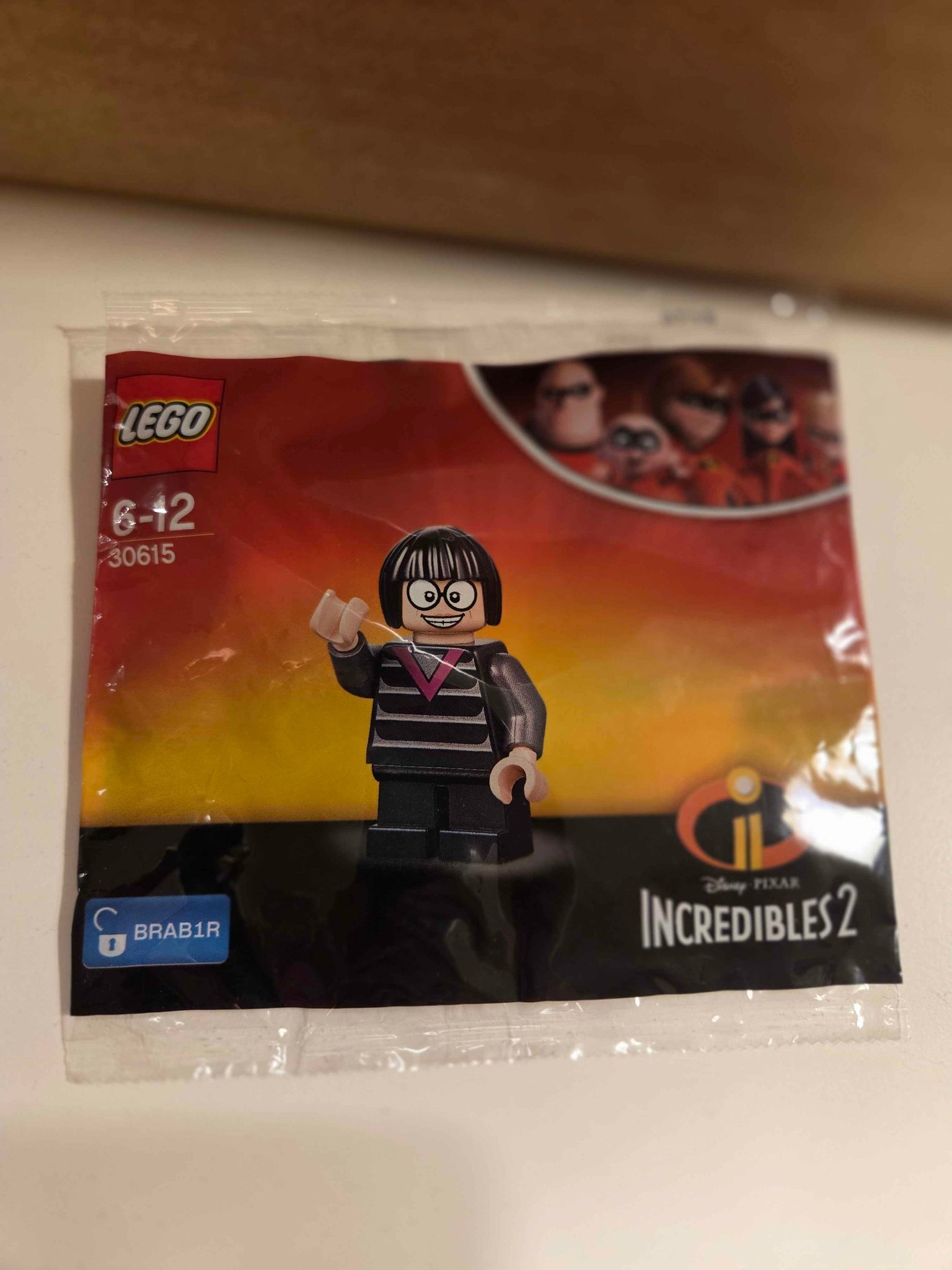 Se produkter som liknar LEGO 30615 Edna Mode - The In.. på Tradera ...