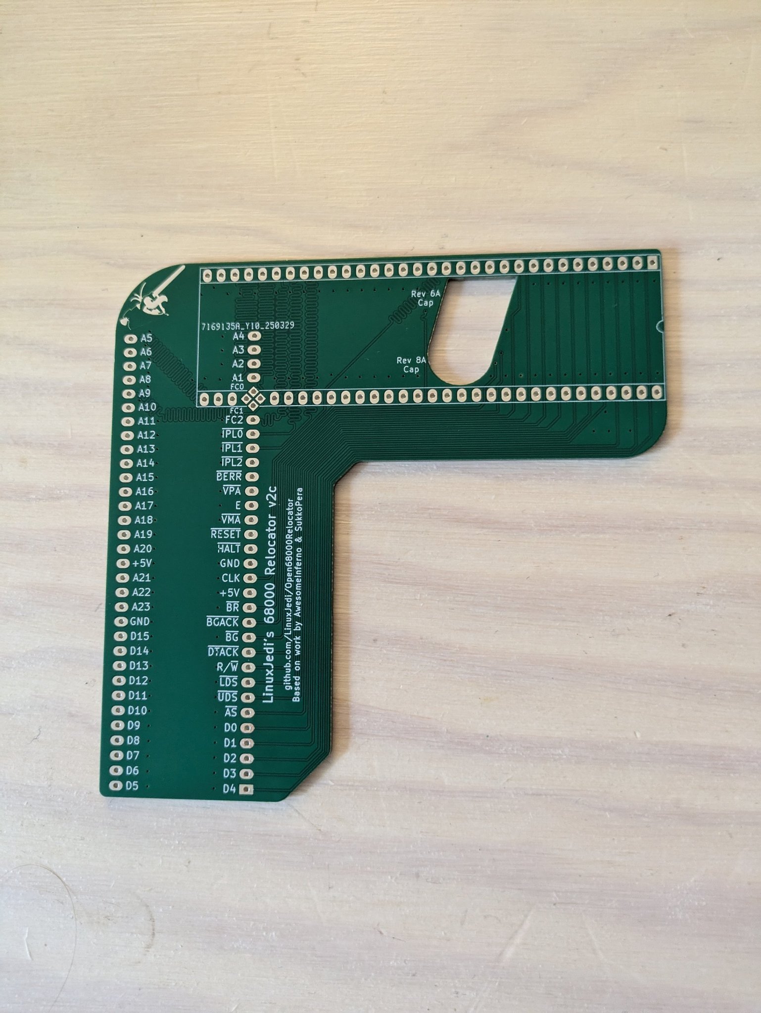 Amiga 500 CPU relocator | Köp på Tradera (698499819)