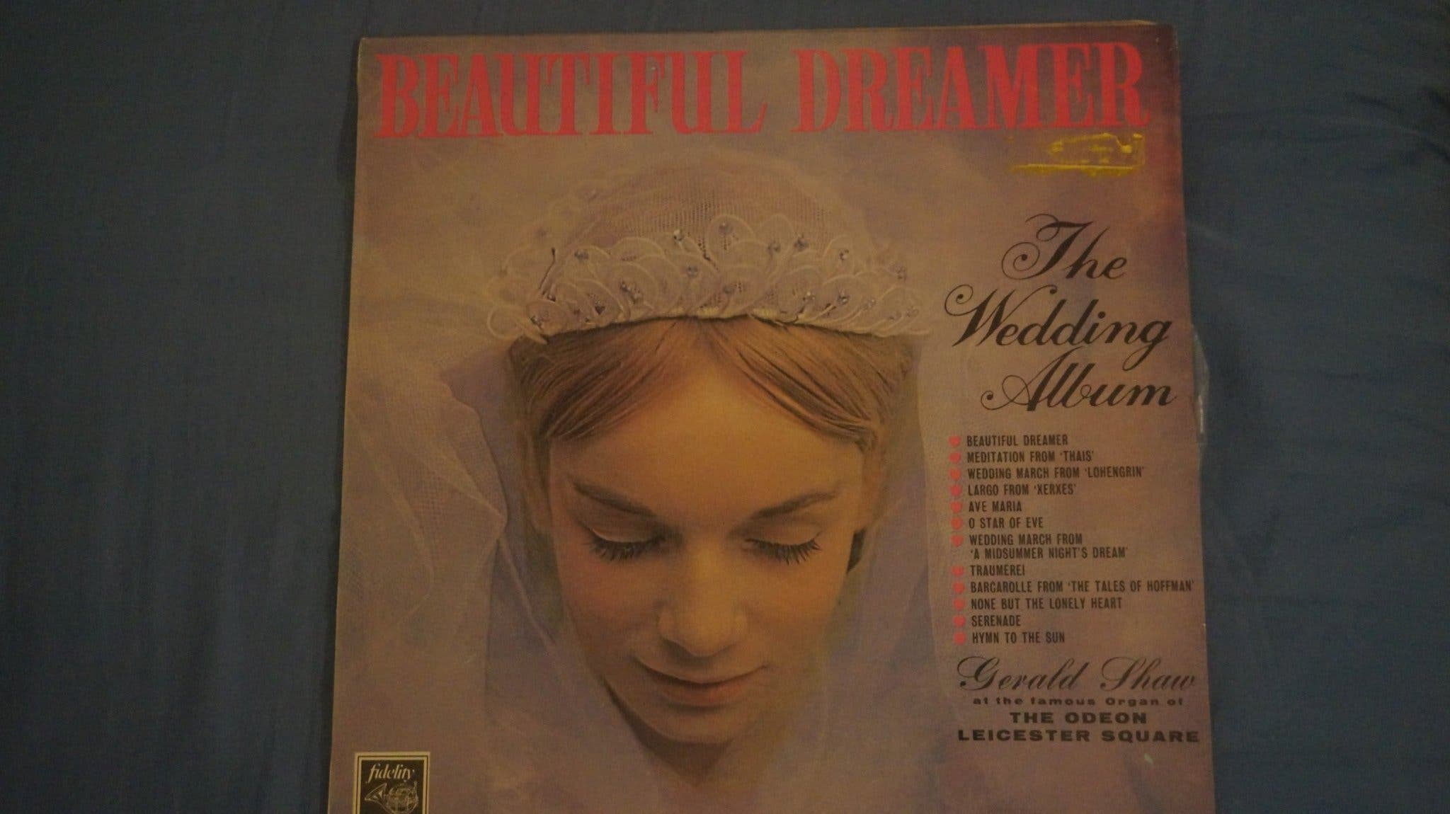 The Wedding Album - Beautiful Dreamer | Köp på Tradera (711337328)