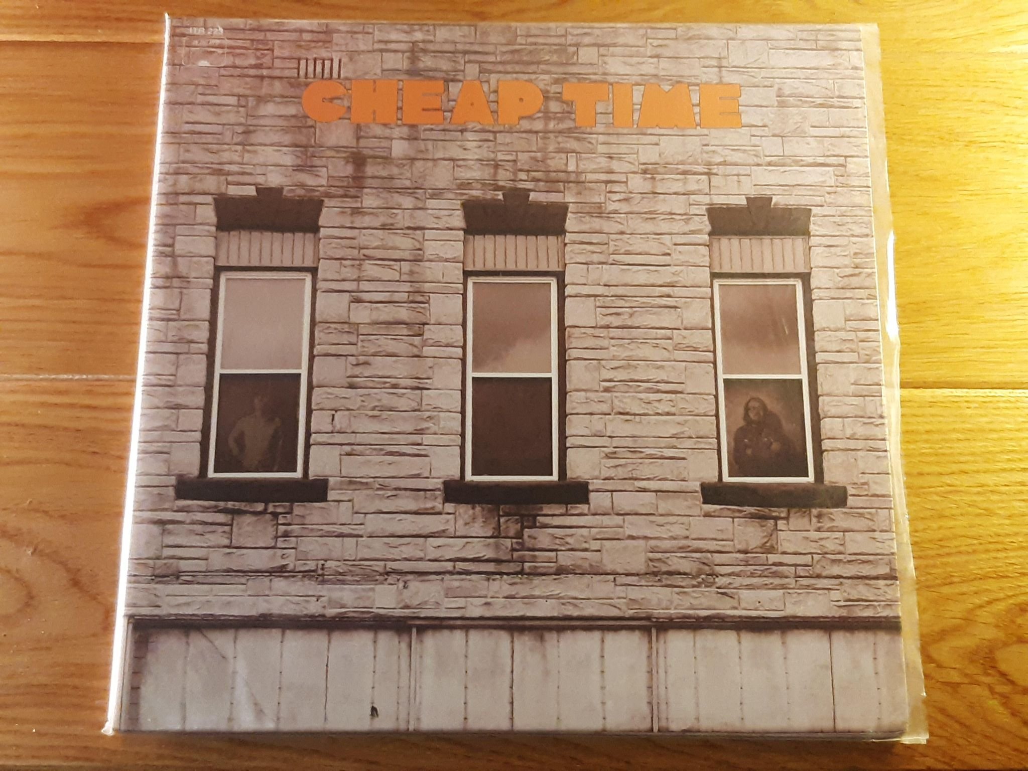 LP - Cheap Time - Wallpaper Music | Köp på Tradera (617449138)