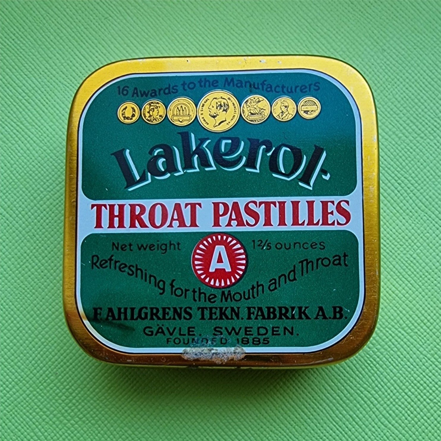Vintage plåtask LÄKEROL LAKEROL THROAT PASTILLE.. | Köp på Tradera ...