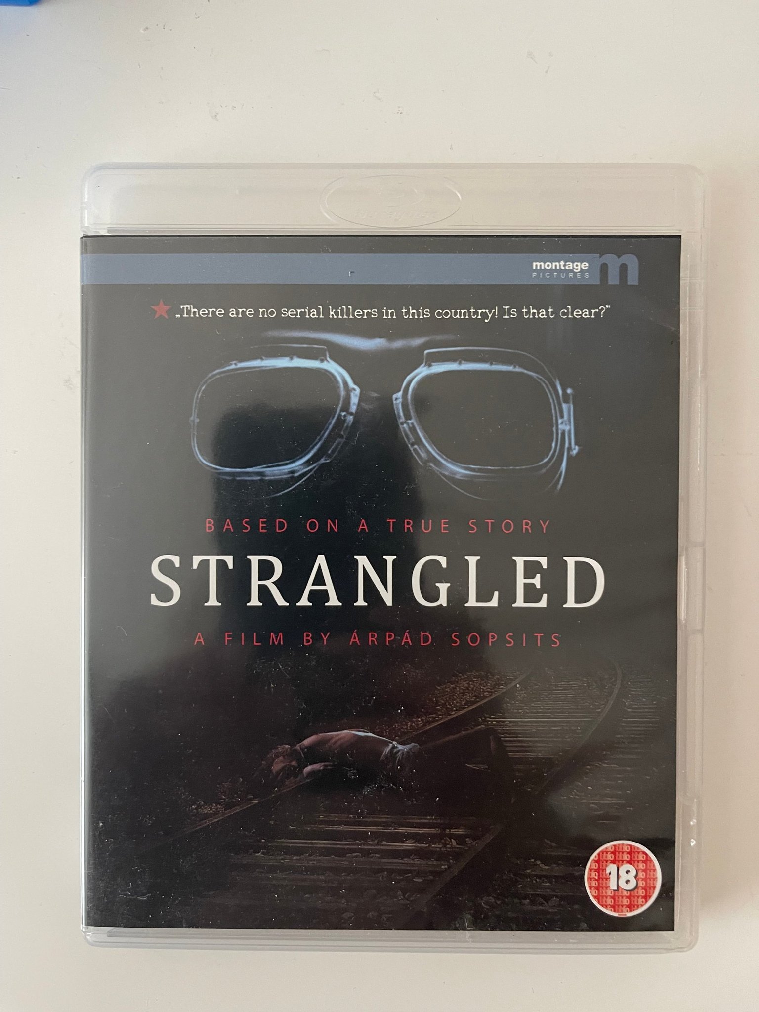 Se produkter som liknar Strangled - Blu-ray & DVD 2016 på Tradera ...