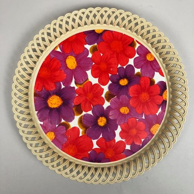 Bricka Blommor " DIALENE BE.. | Köp från albertsvintage på Tradera ...