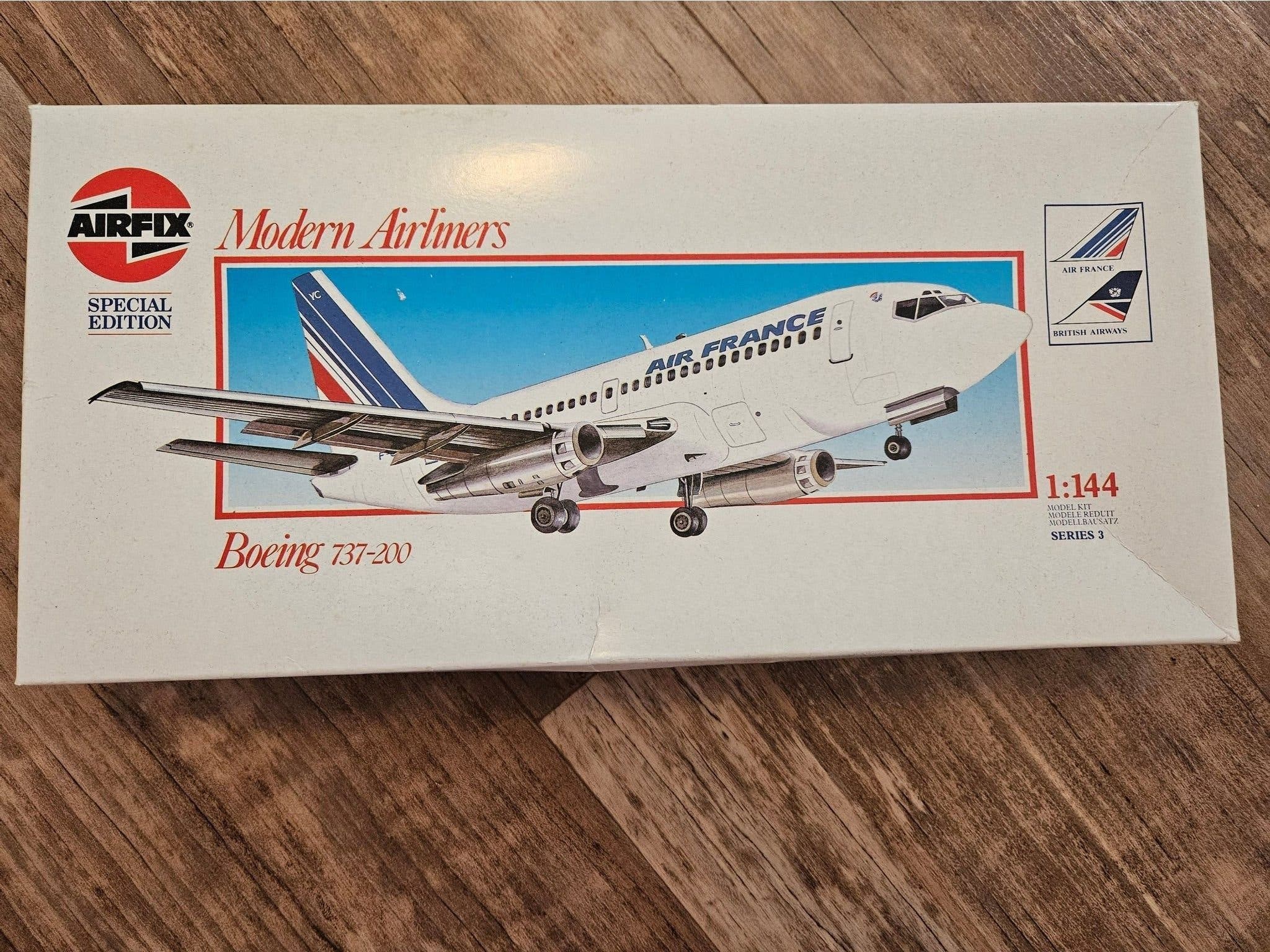 Airfix Boeing 737-200 Modellbyggsats Special Ed.. | Köp på Tradera ...