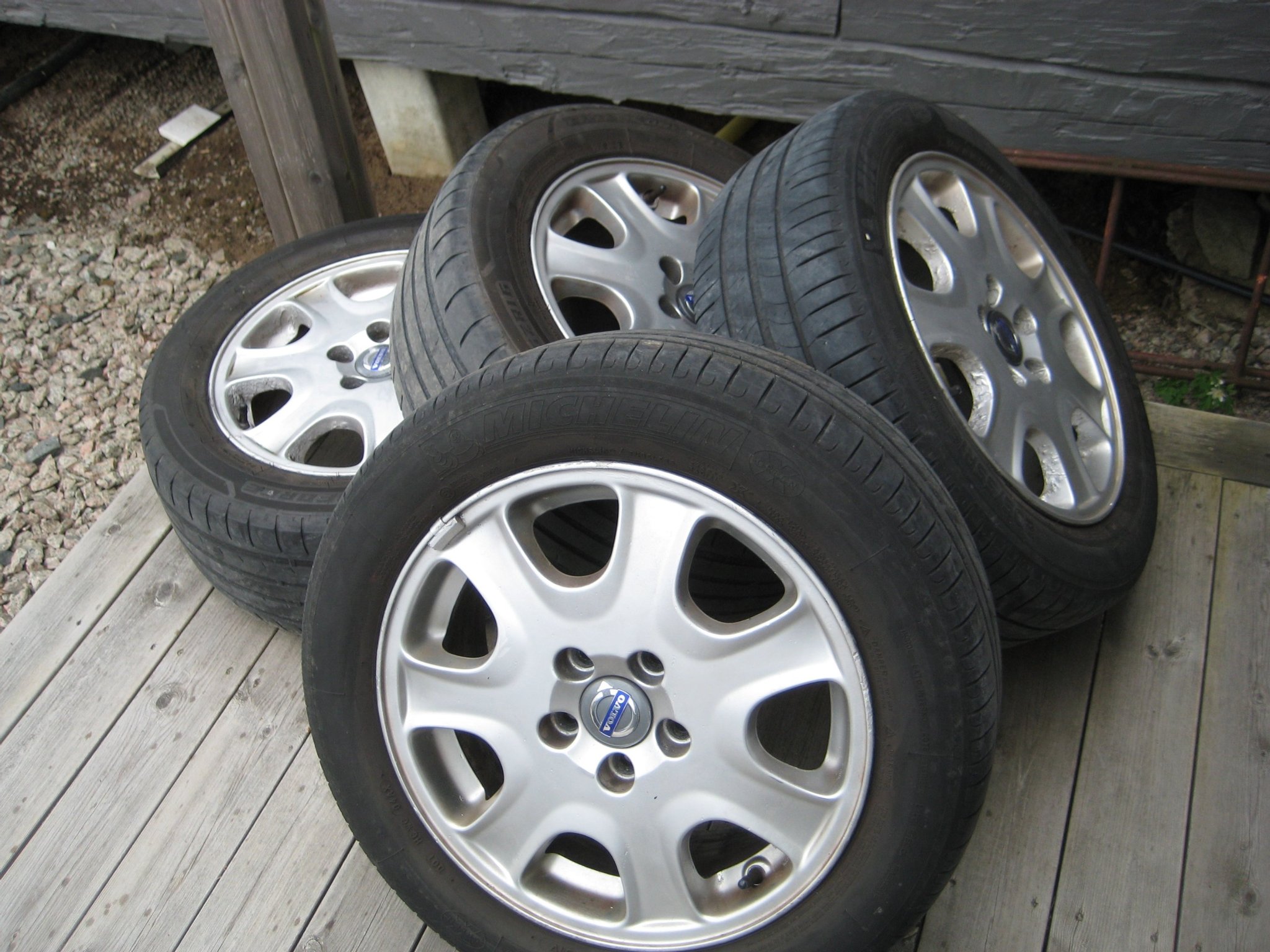 VOLVO | Köp på Tradera (697352247)